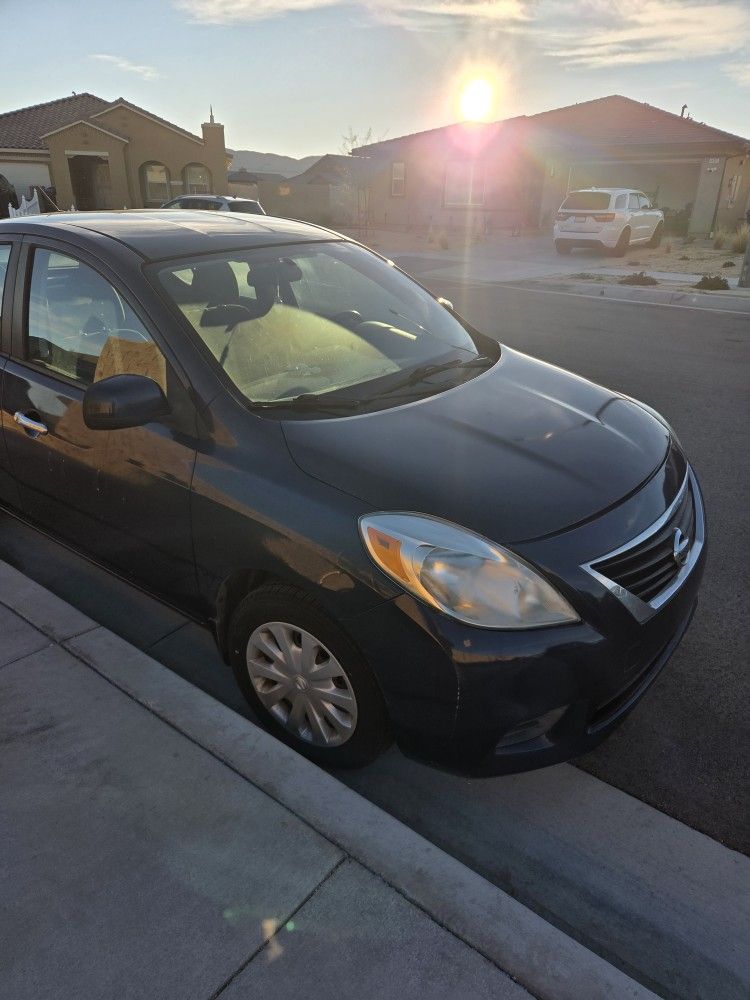 2013 Nissan Versa for Sale in Palmdale, CA - OfferUp