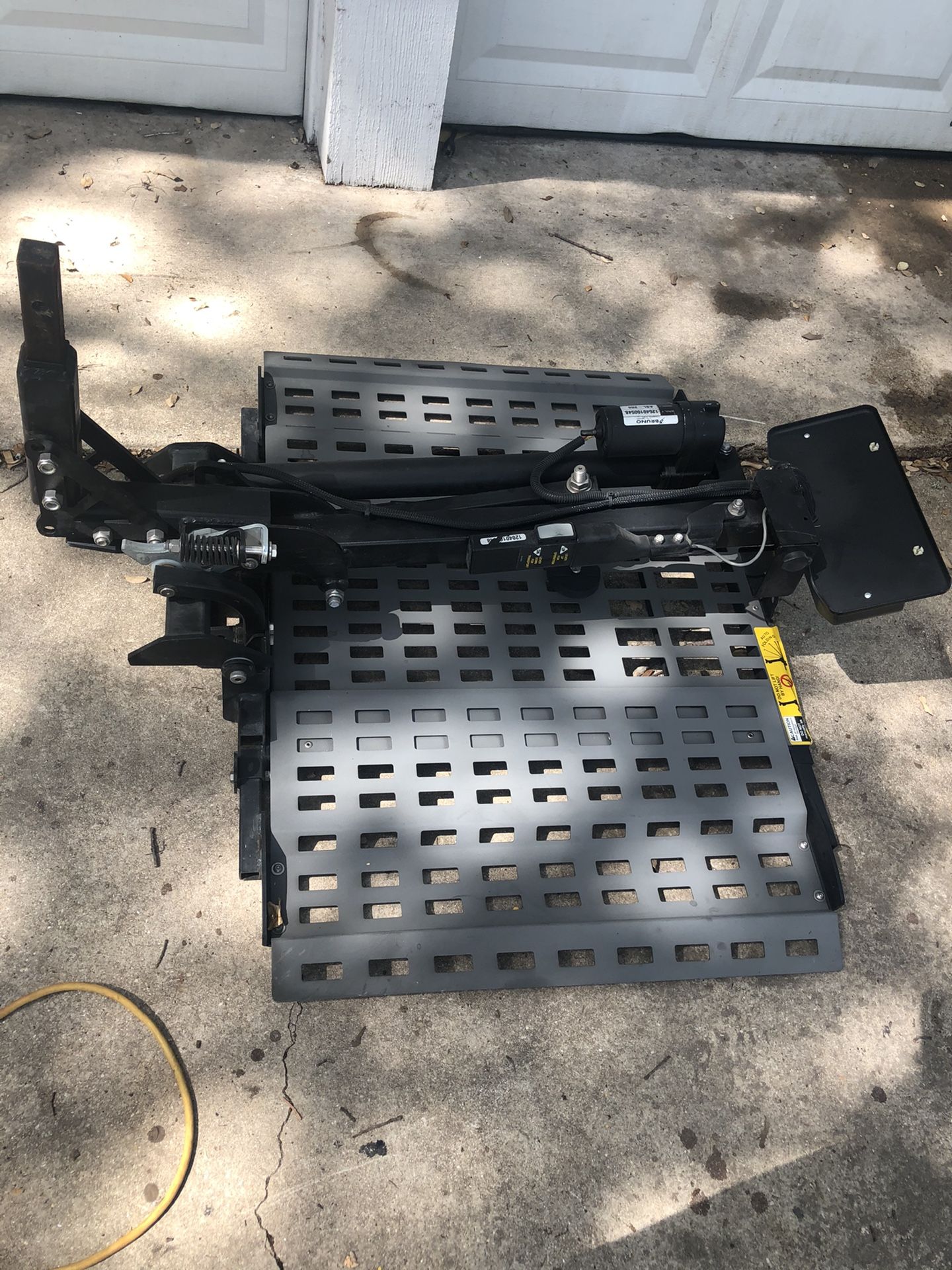 Bruno Wheelchair Lift Model Asl-250 at Marcus Hanger blog