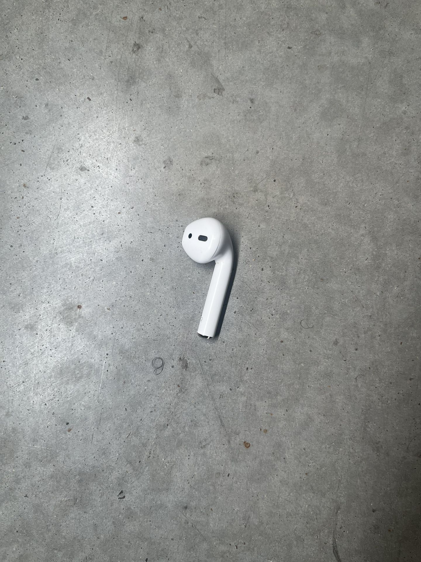 AirPod Right Replacement for Sale in Dallas, TX - OfferUp