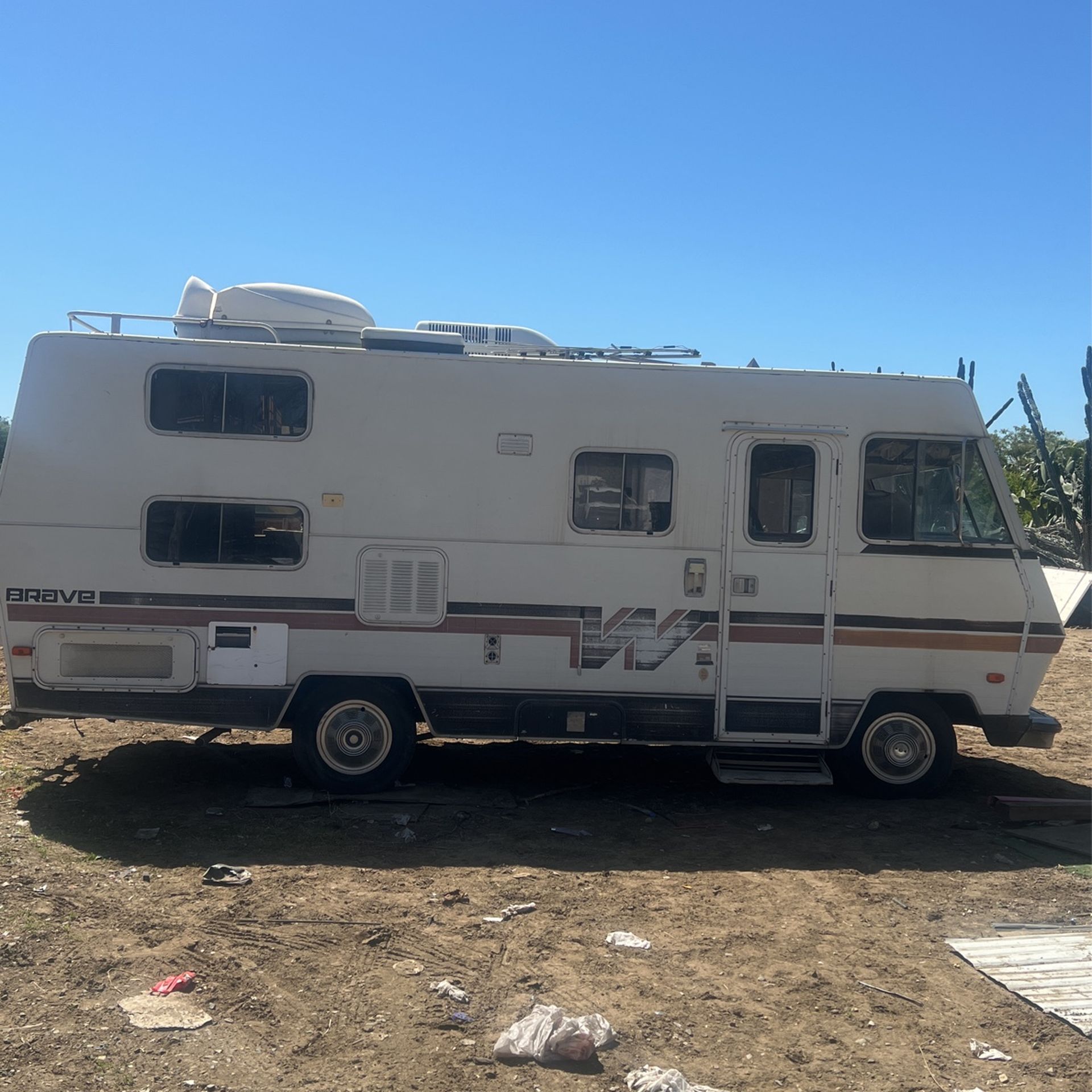 1983 Winnebago Brave for Sale in Fontana, CA - OfferUp