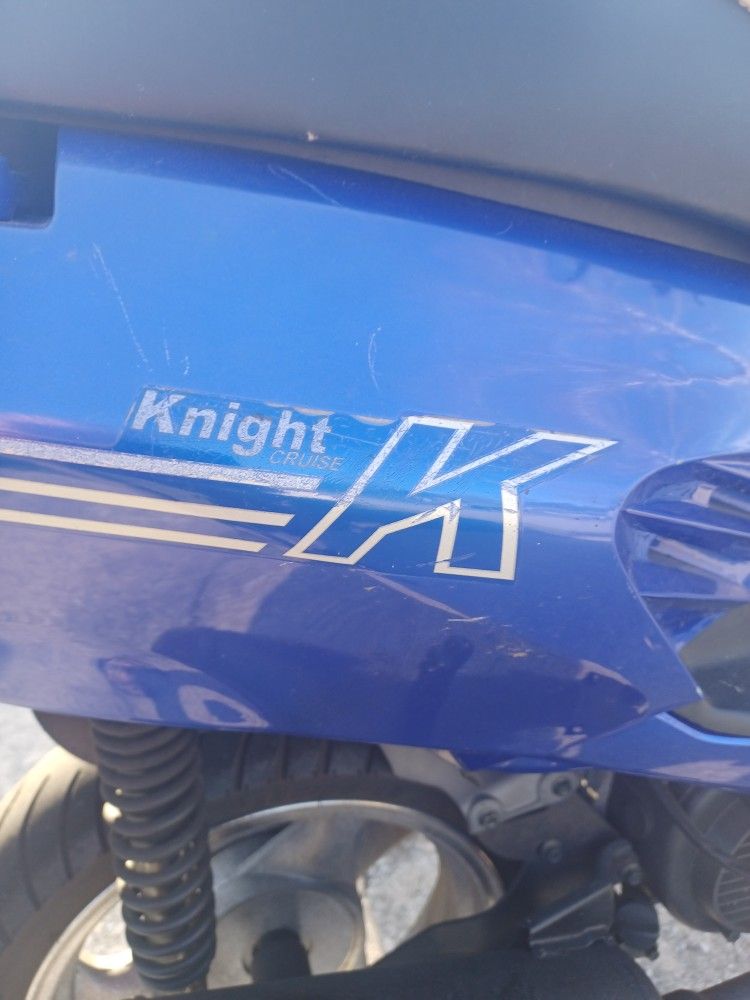 2016 Knight Cruiser scooter. With low Miles. for Sale in Ocala, FL ...