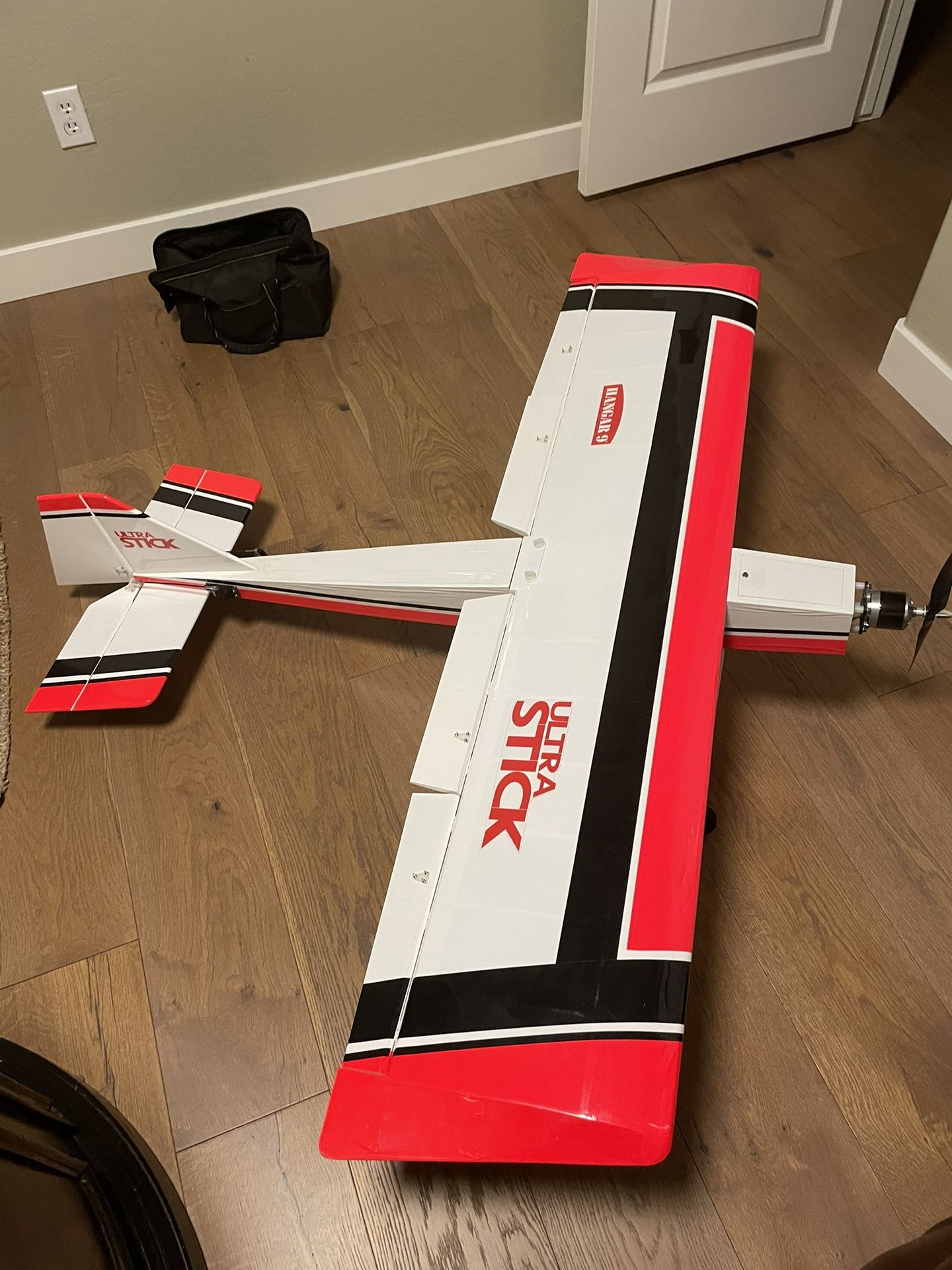 RC Plane: Hangar 9 Ultra Stick 10cc 60” for Sale in Phoenix, AZ - OfferUp
