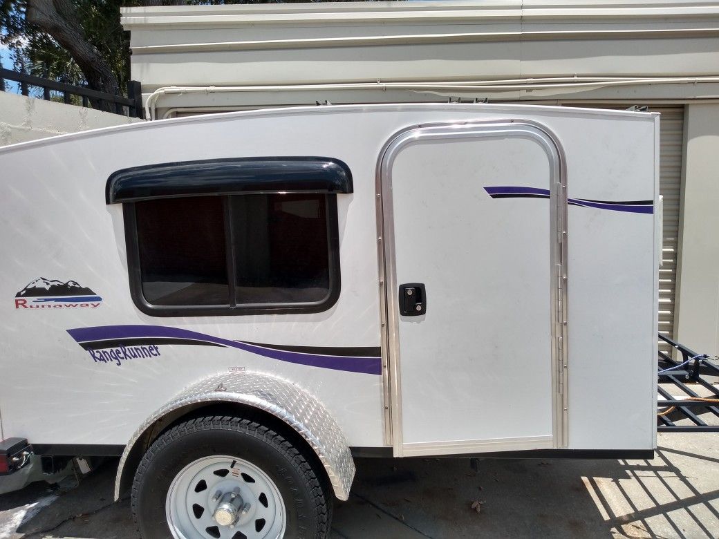 2019 Custom Runaway Rangerunner Camper for Sale in Kissimmee, FL - OfferUp