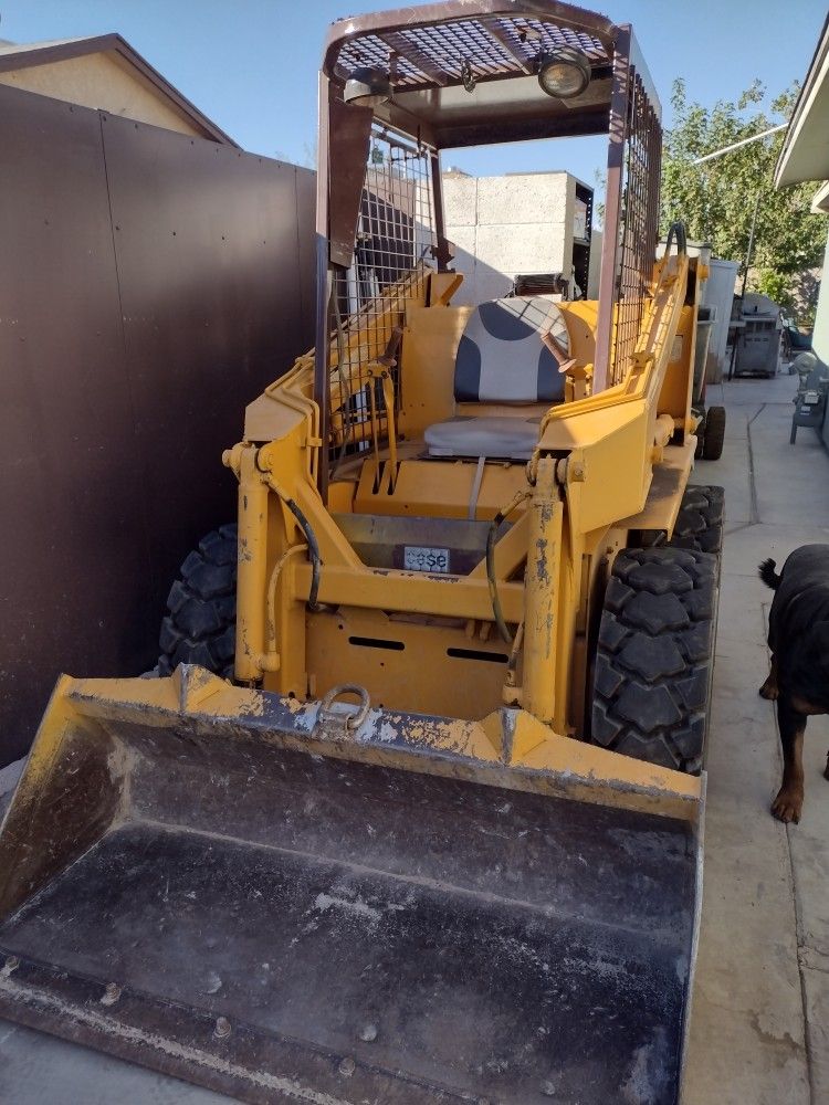 1835B Case Skid Steer for Sale in Las Vegas, NV - OfferUp