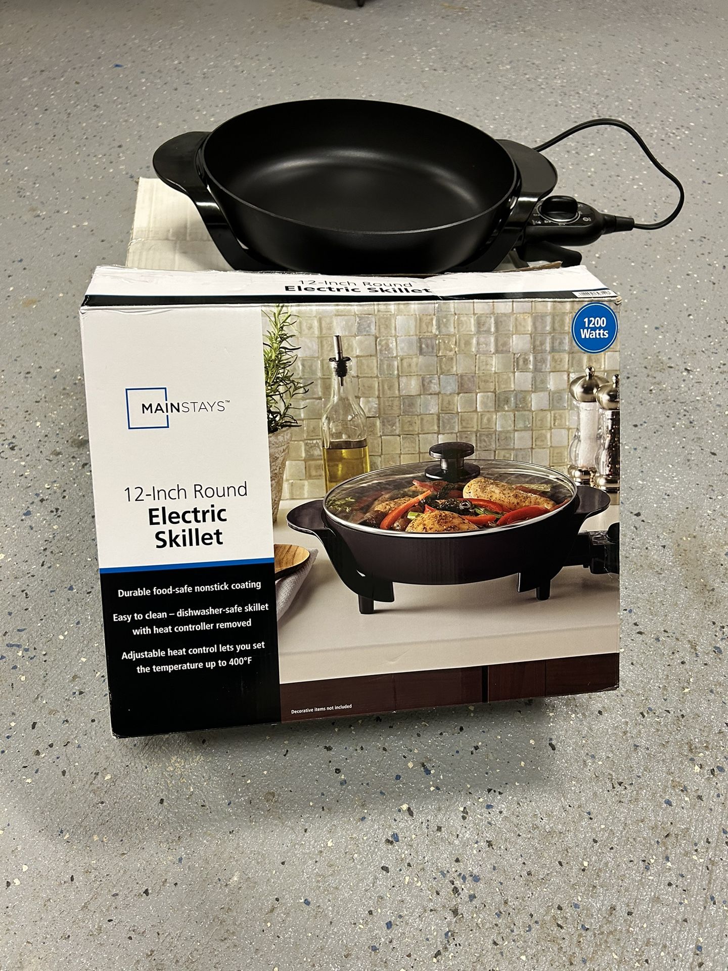 Round Electric Skillet
