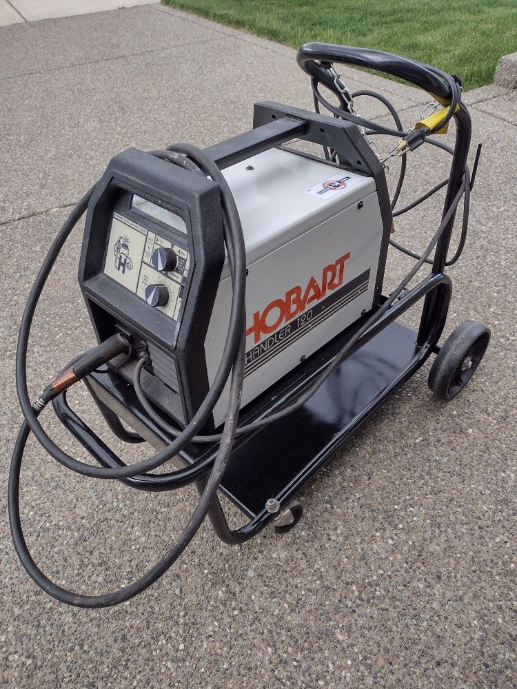 Hobart Handler 120 Welder for Sale in Buckley, WA - OfferUp