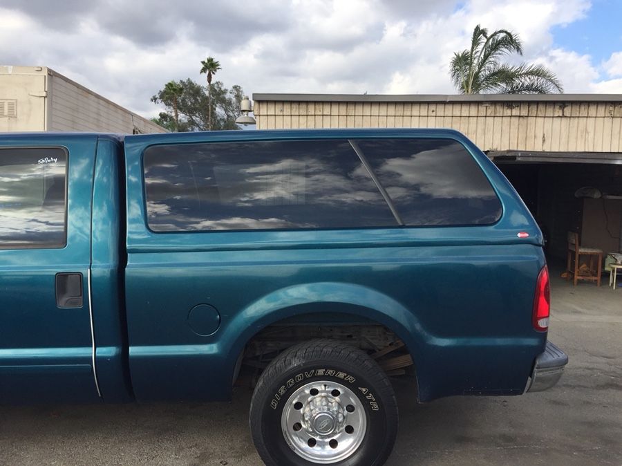 Ford F-250 F-350 short bed camper shell - Ford F250 F350 camper shell ...