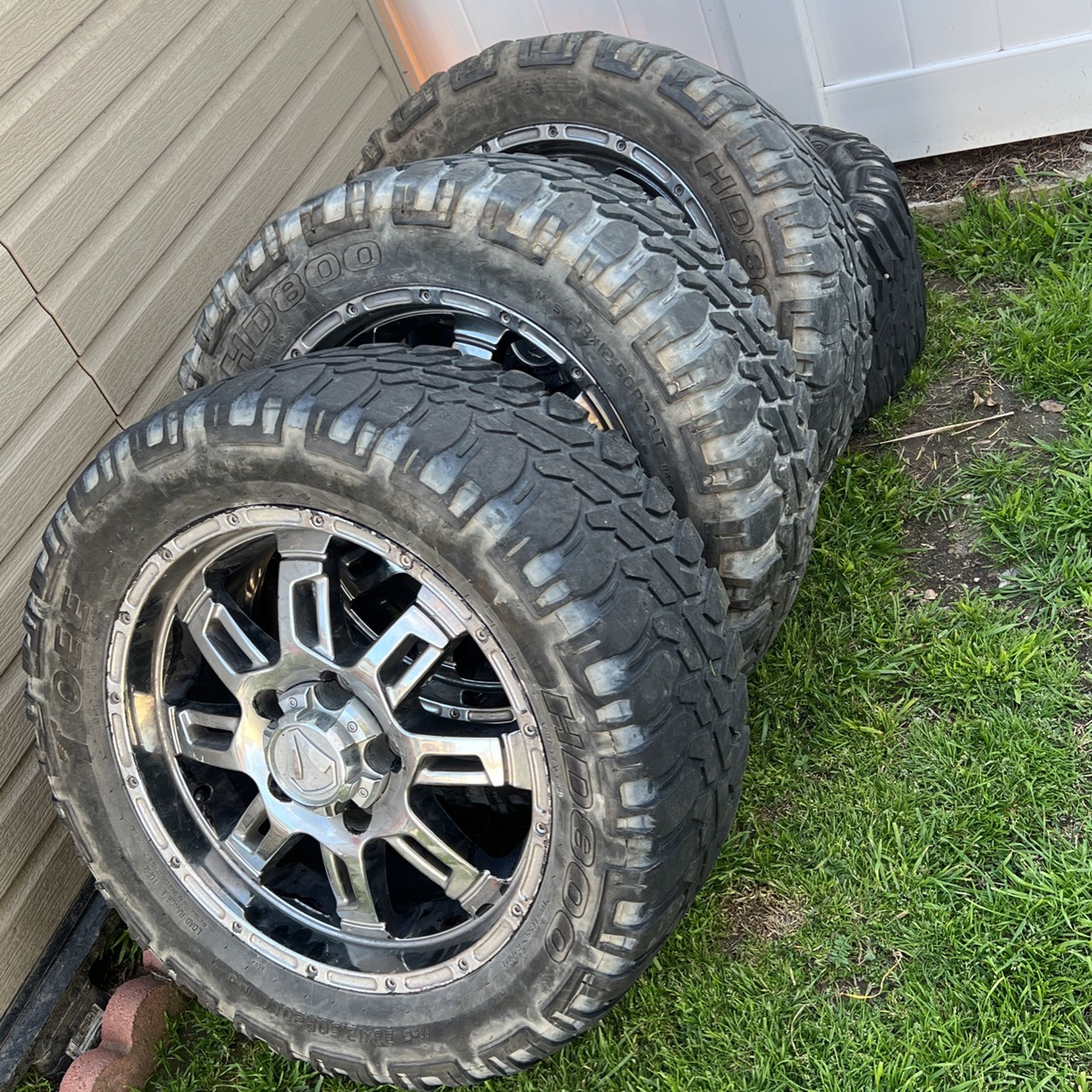 Toyota Tundra Stock Rims