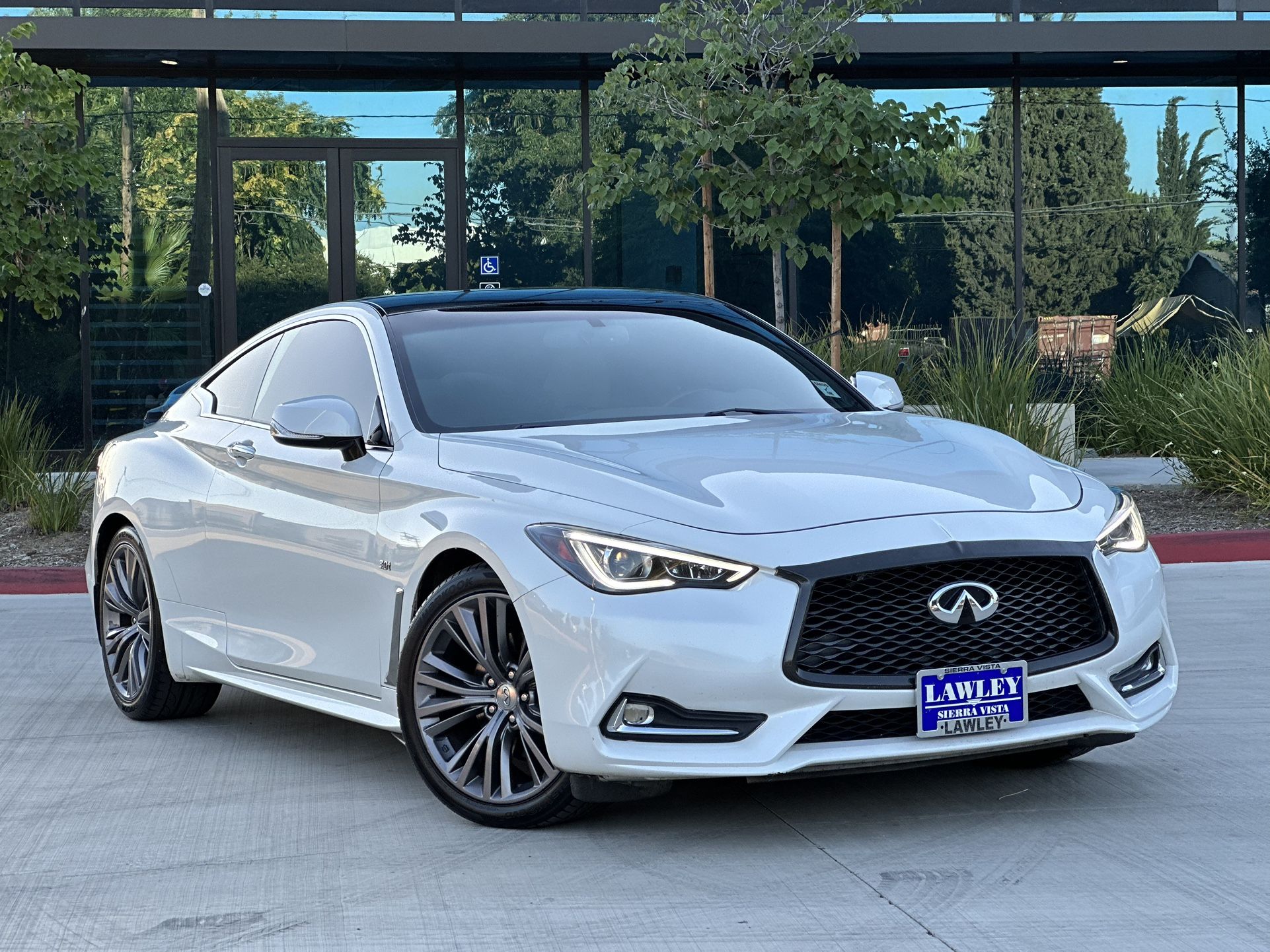2017 Infiniti Q60 for Sale in Los Angeles, CA - OfferUp