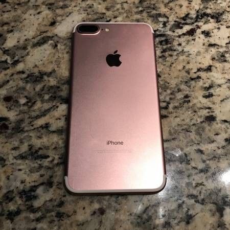 iPhone 7s plus 128gb UNLOCKED for Sale in Christiana, DE - OfferUp