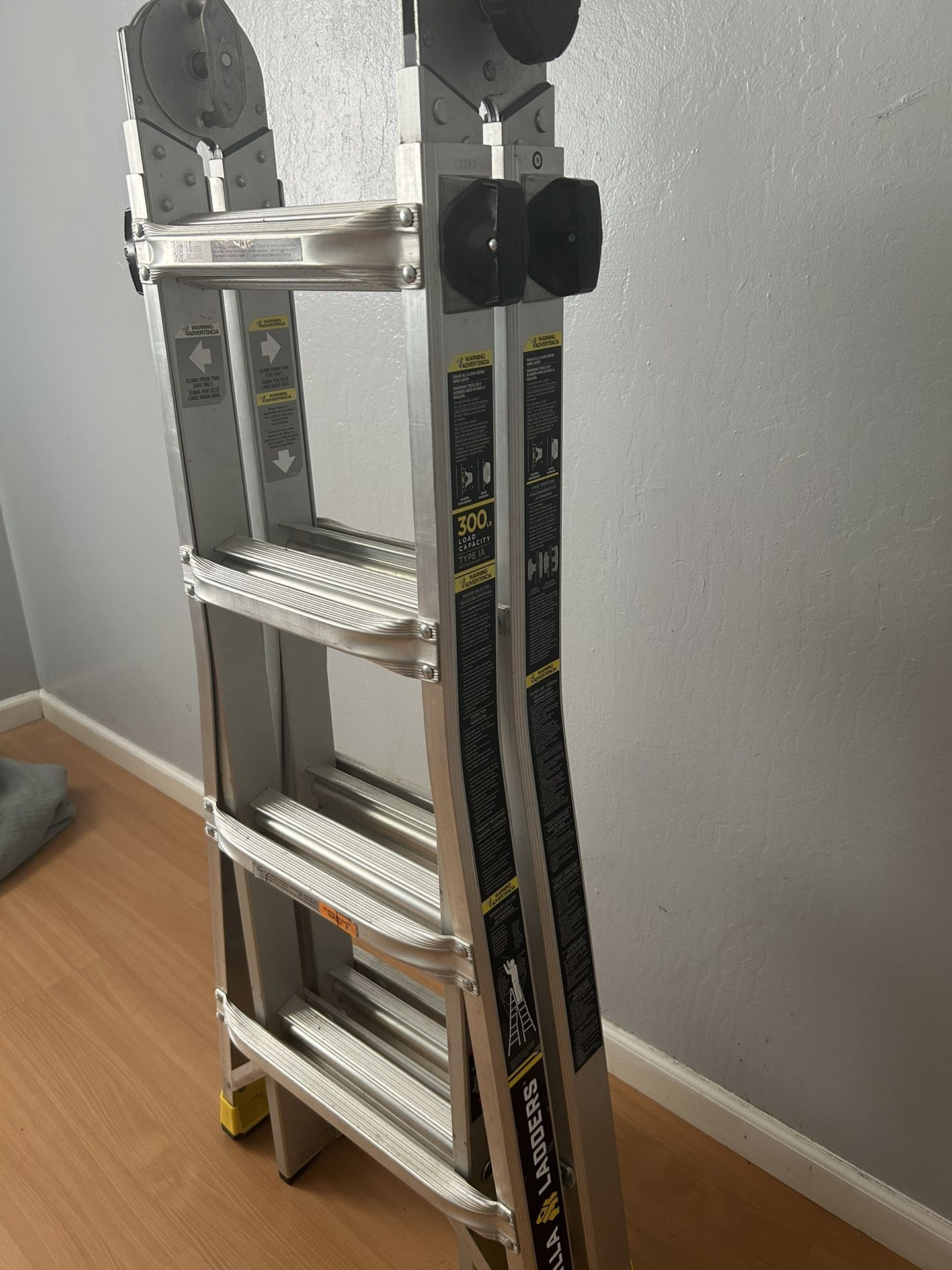 Gorilla Ladders 300 Lb 18ft for Sale in Hayward, CA - OfferUp