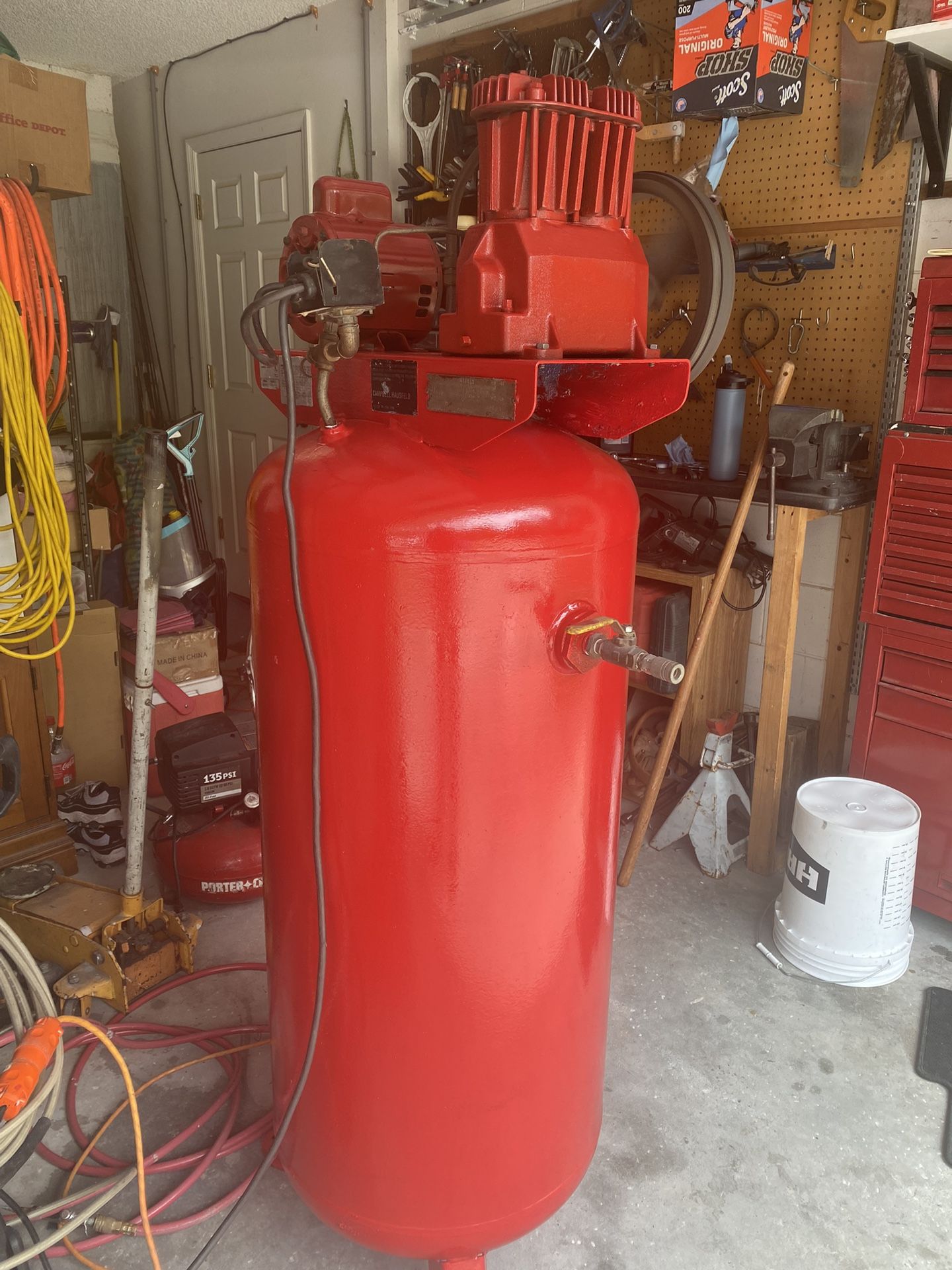 50 gal Air Compressor for Sale in Orange City, FL - OfferUp