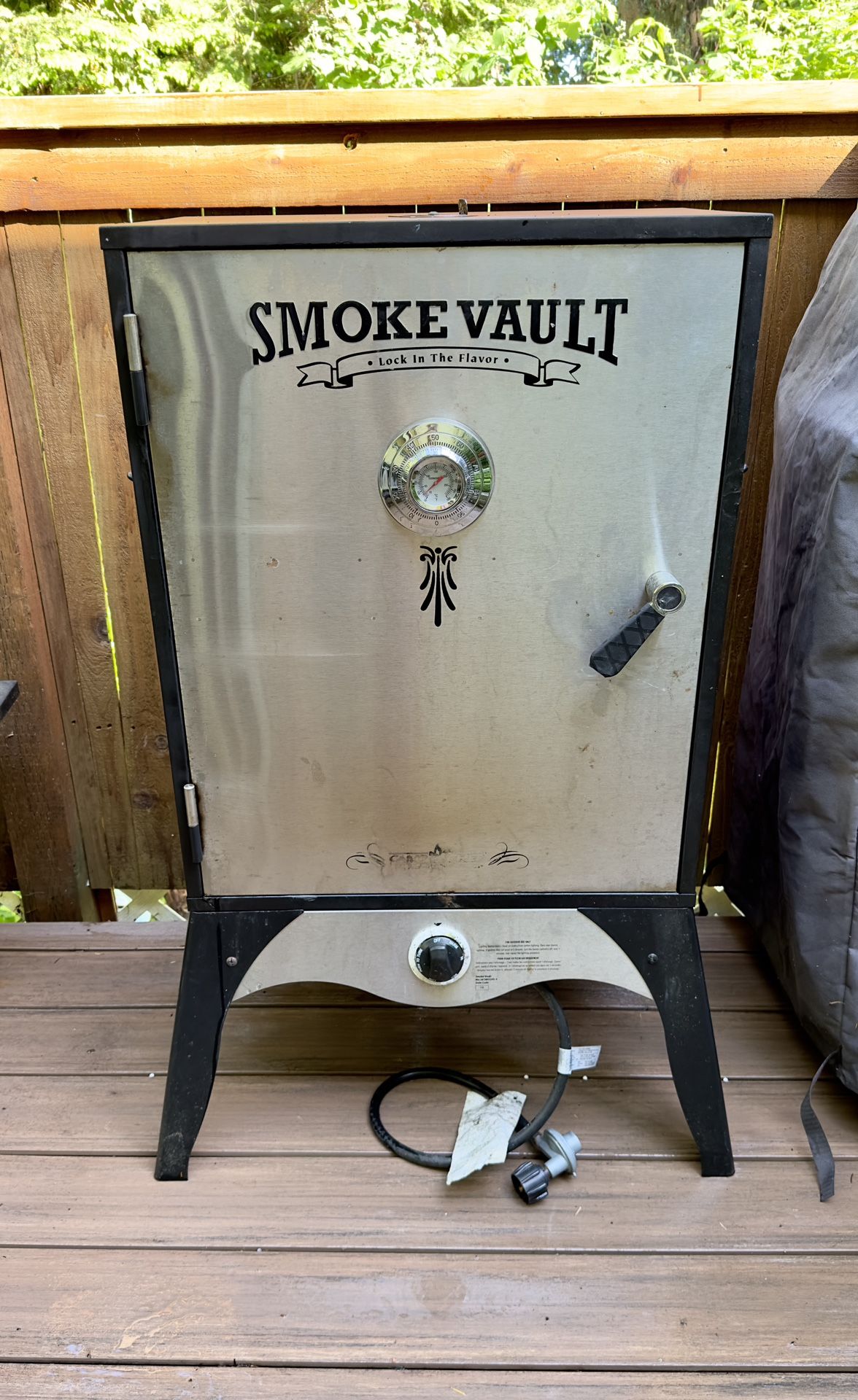 Smoke Vault Patio Smoker for Sale in Seattle, WA - OfferUp