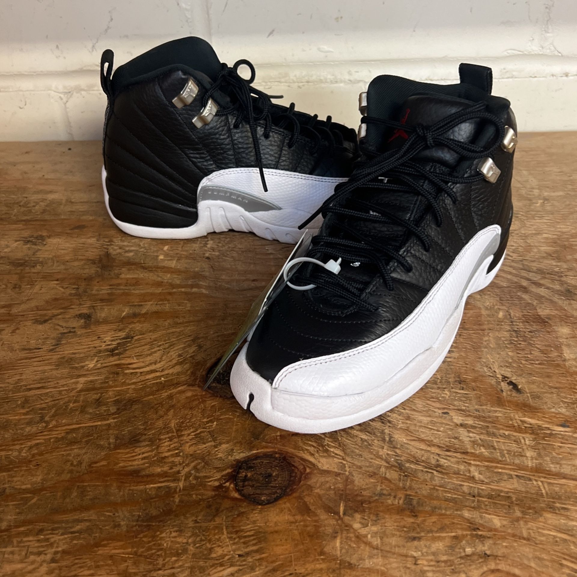 Jordan 12 Playoff Size 5 for Sale in Beaumont, TX - OfferUp