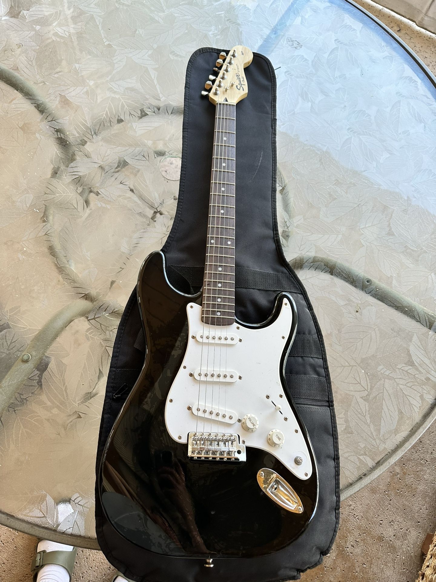 Fender Guitar for Sale in Los Angeles, CA - OfferUp