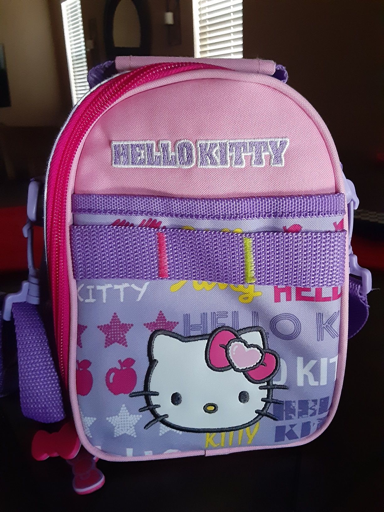Hello kitty small bag $10 for Sale in Palmdale, CA - OfferUp