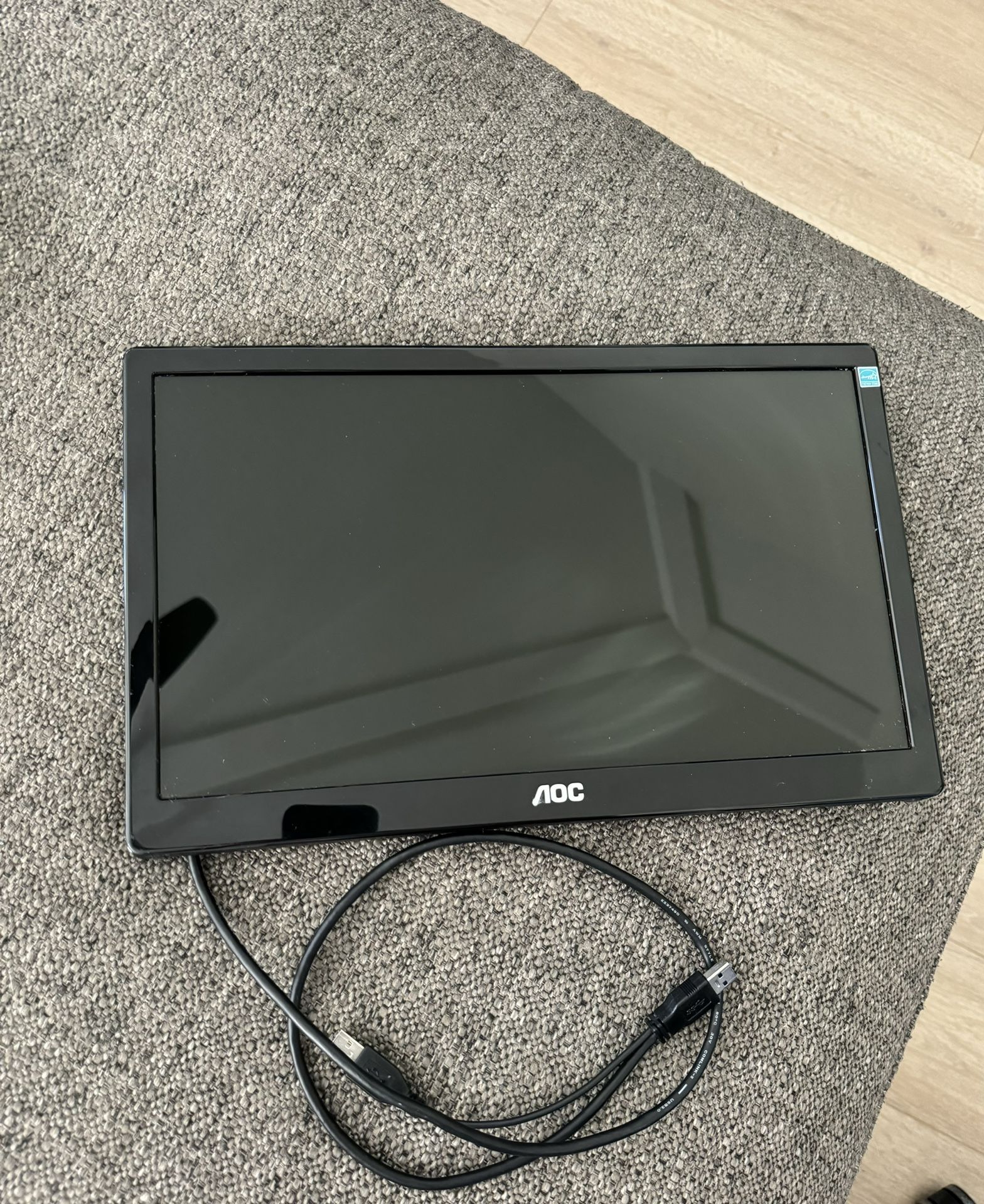 AOC External Travel Monitor 15.6” Screen for Sale in Laguna Niguel, CA ...