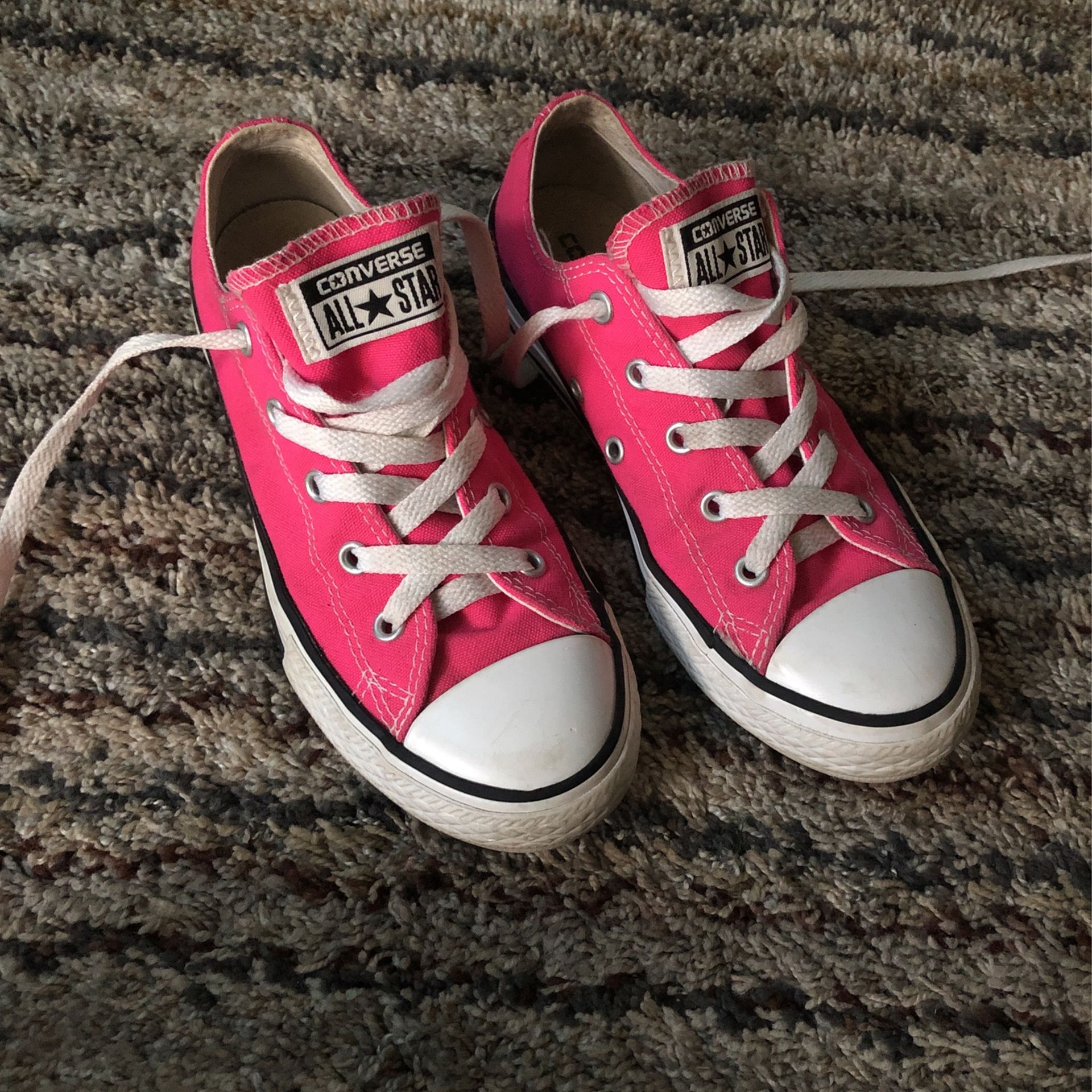 Girls Shoes Size 2 ! for Sale in Lynnwood, WA - OfferUp