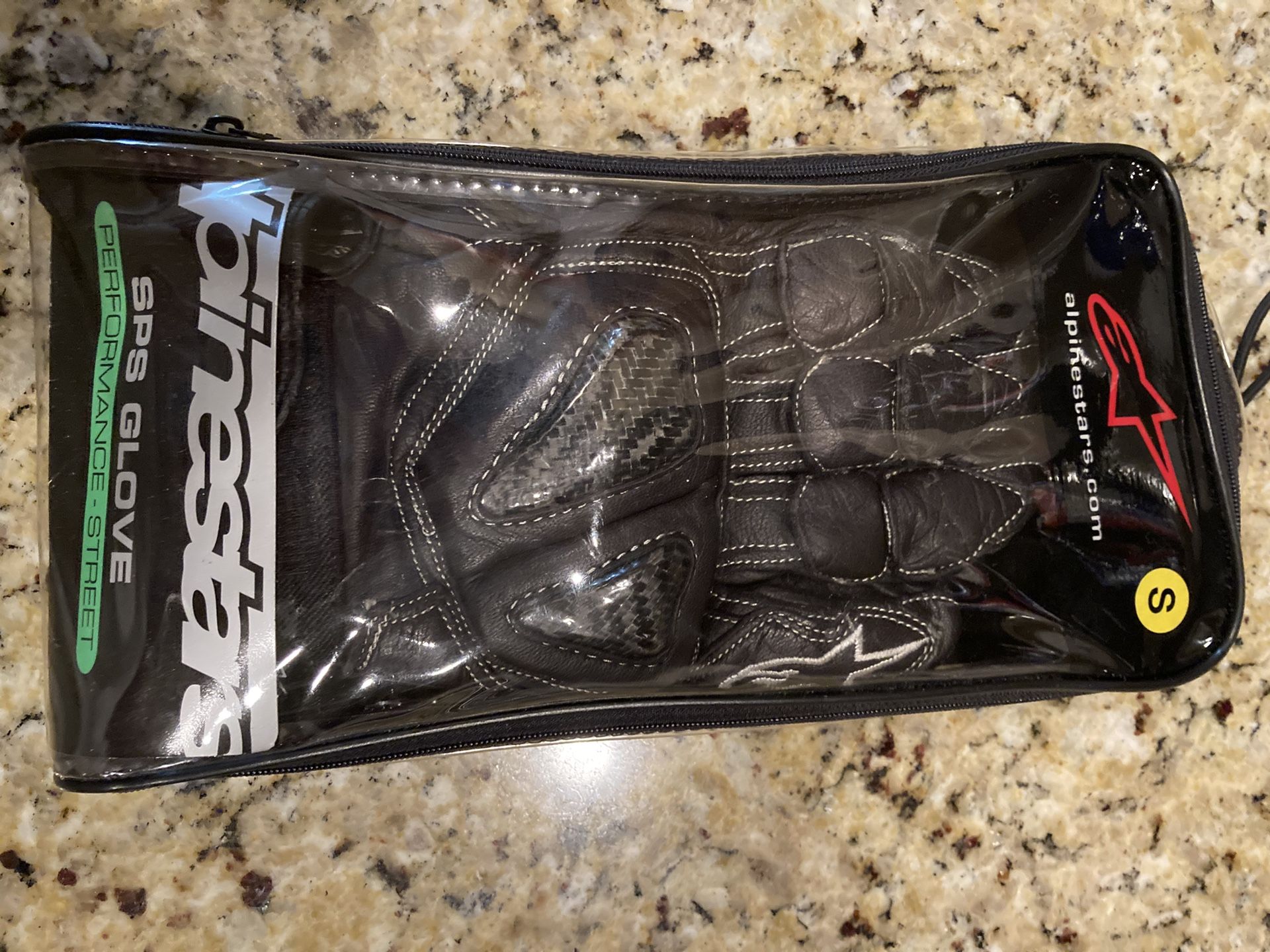 ALPINESTARS LEATHER CARBON FIBER MOTORCYCLE BIKE GLOVES- MINT CONDITION for Sale in San Antonio ...