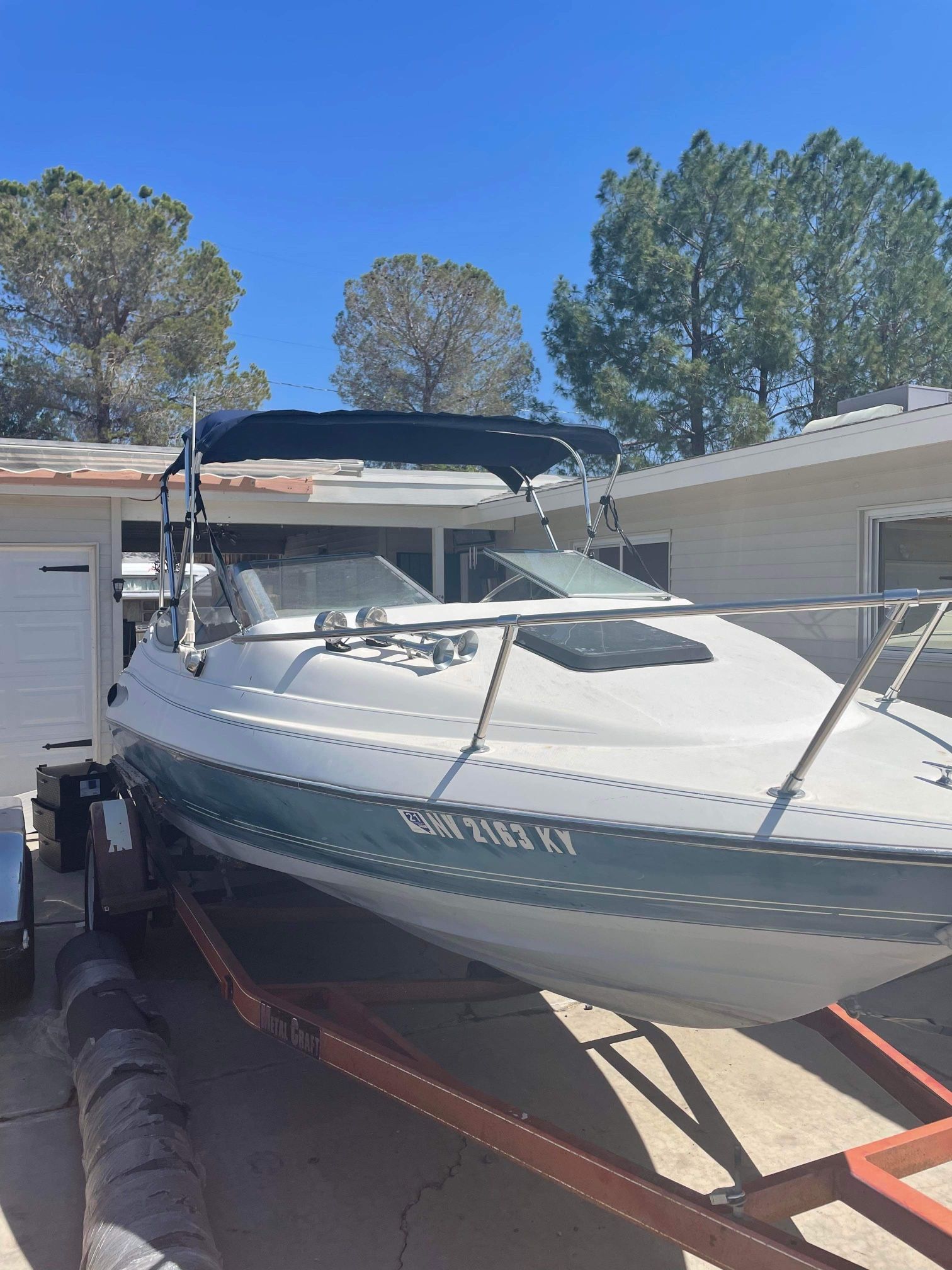 1991 Bayliner Capri for Sale in Las Vegas, NV - OfferUp