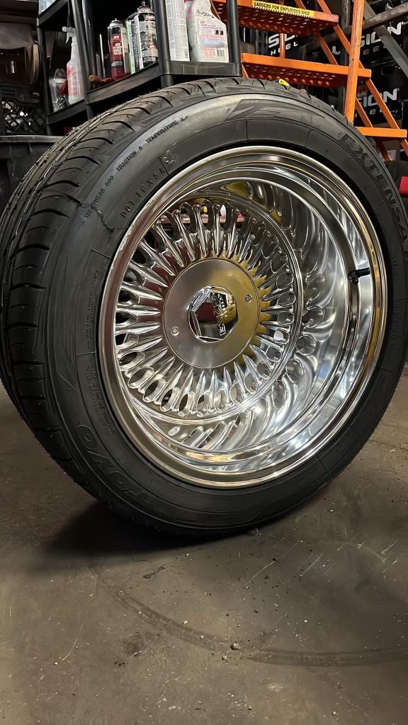 RINES ANCHOS 17” 17 PULGADAS ALUMINIO PULIDO CON LLANTAS TOYO 315/35/17 ...