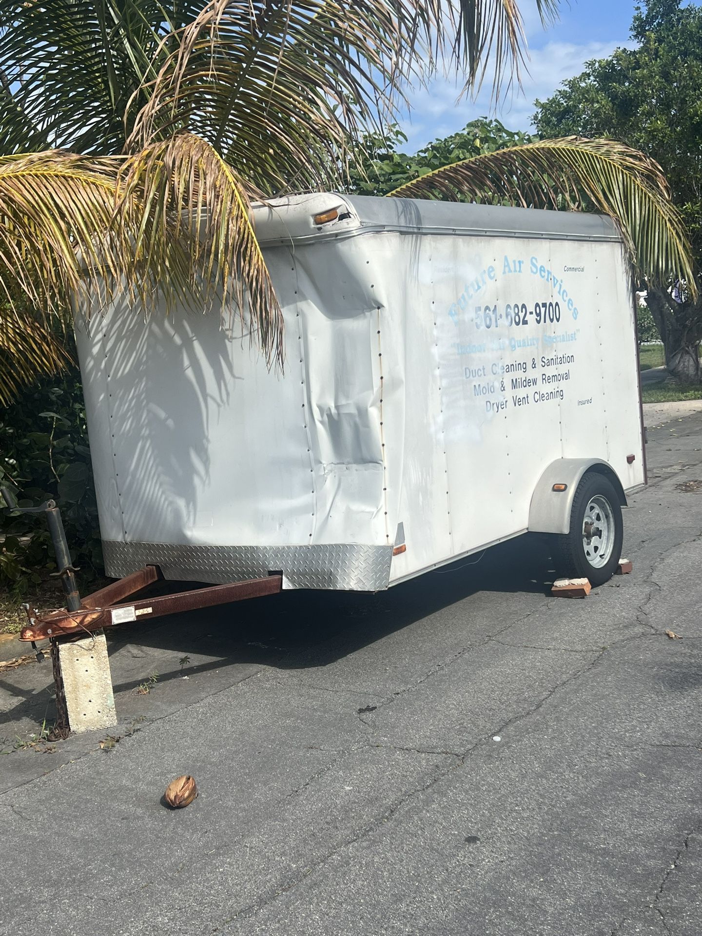 Enclosed Trailer Slightly Damaged NEED GONE for Sale in West Palm Beach ...