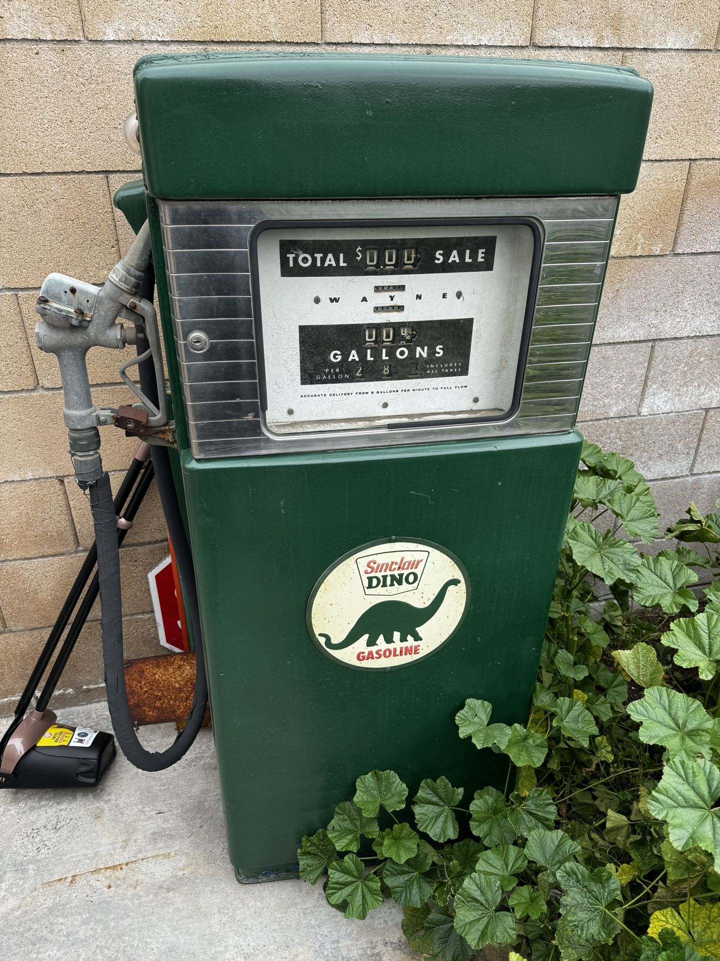 Vintage Wayne Gas Pump for Sale in Fontana, CA - OfferUp
