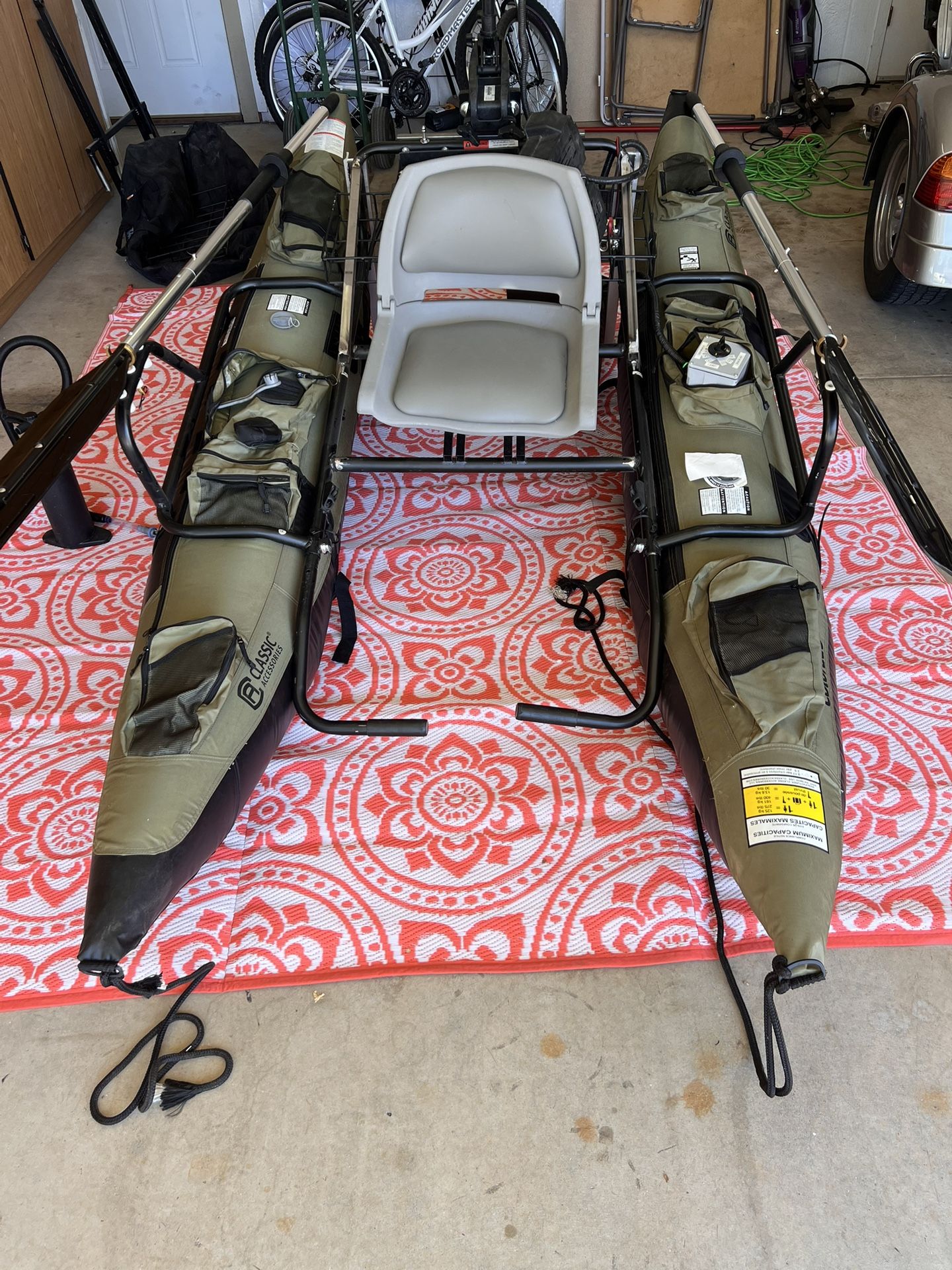 Colorado XT Fishing Pontoon for Sale in Peoria, AZ - OfferUp