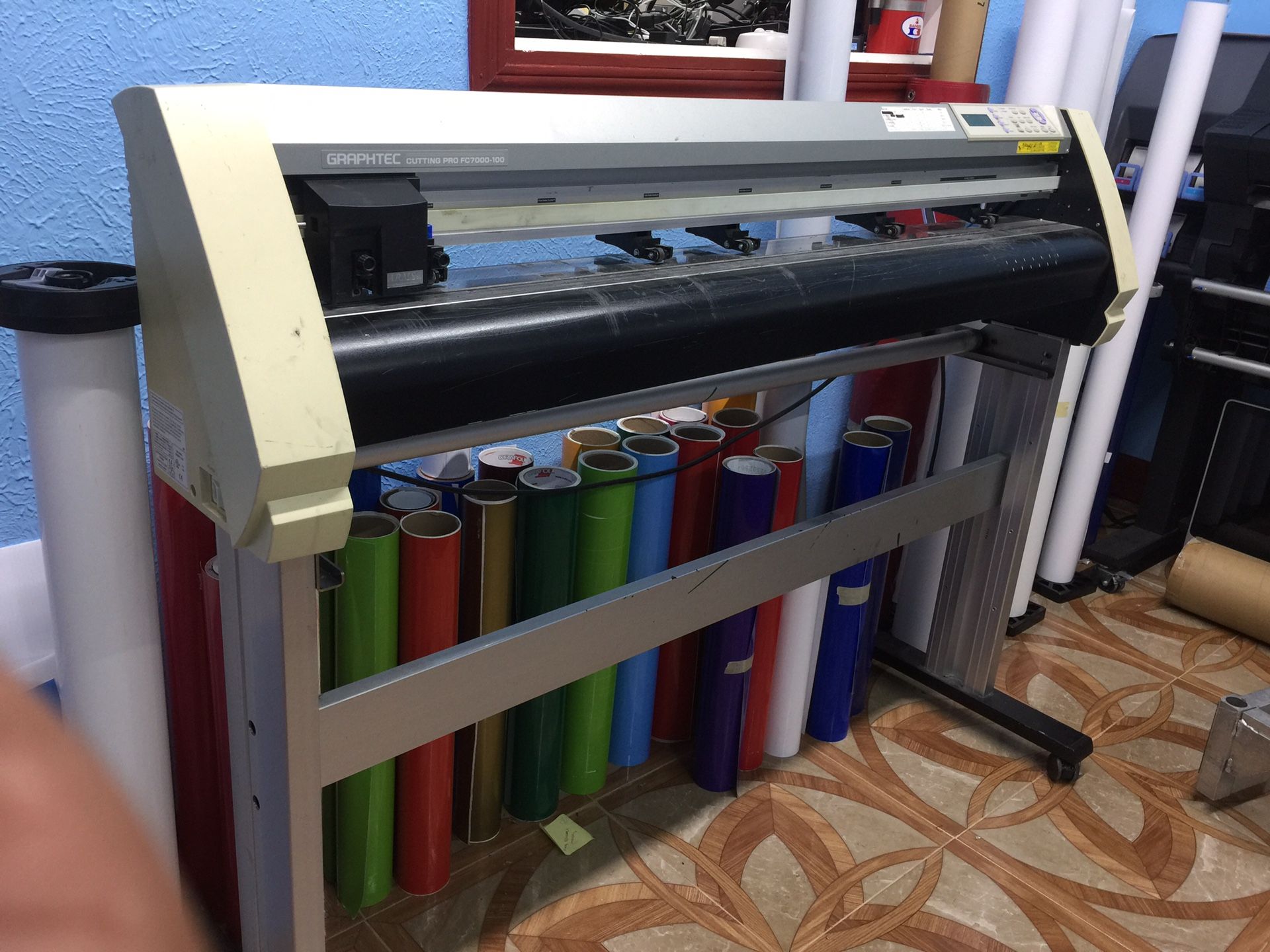 GRAPHTEC CUTTING PRO FC7000-100 for Sale in Houston, TX - OfferUp