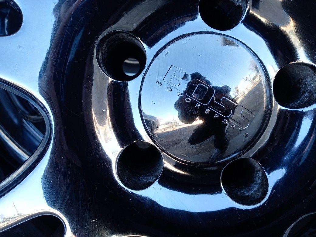 22 Inch Chrome Boss Rims With Ironman Tires for Sale in North Las Vegas ...