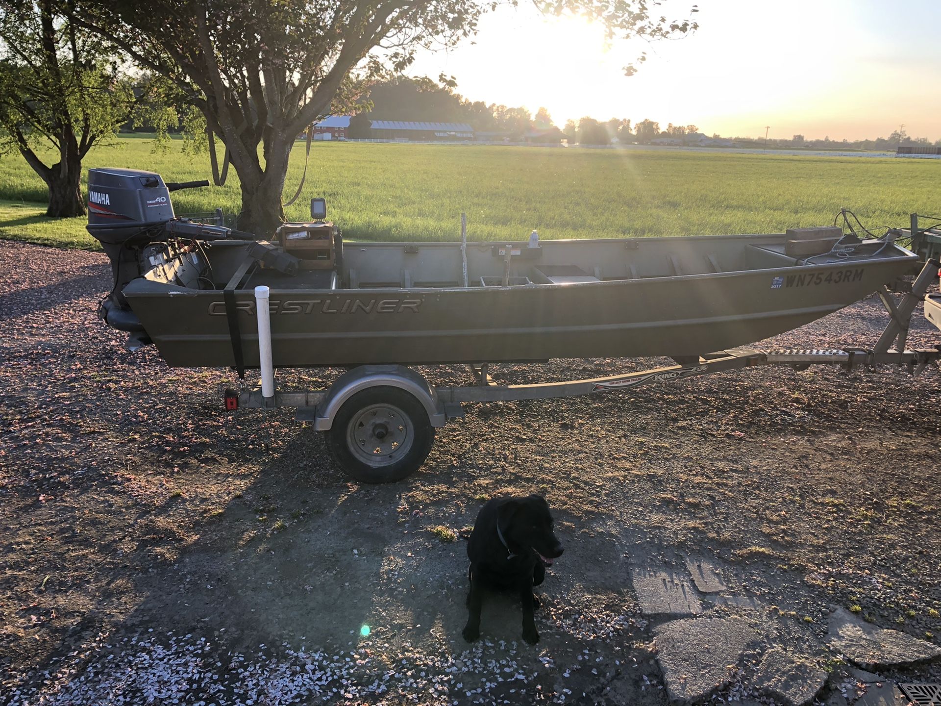 Aluminum Crestliner 16 foot jet River sled duck boat for Sale in ...