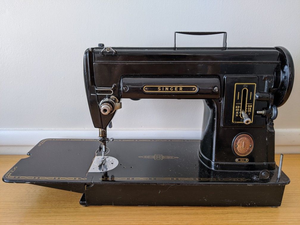Vintage Singer 301 Long Bed Sewing Machine for Sale in Rosemead, CA ...