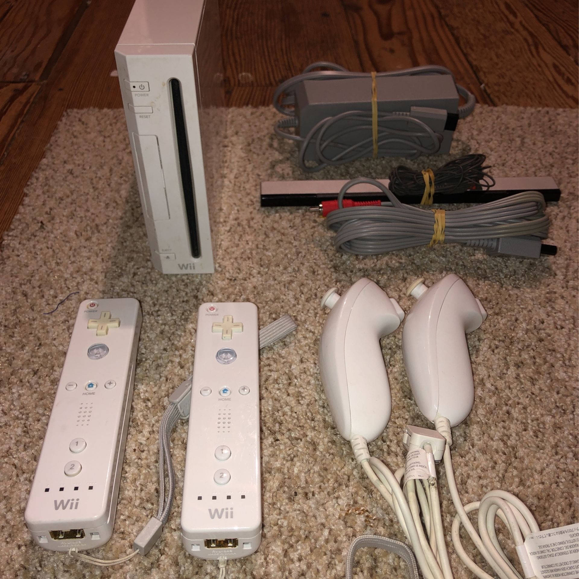 Nintendo Wii Bundle for Sale in Port Orchard, WA - OfferUp