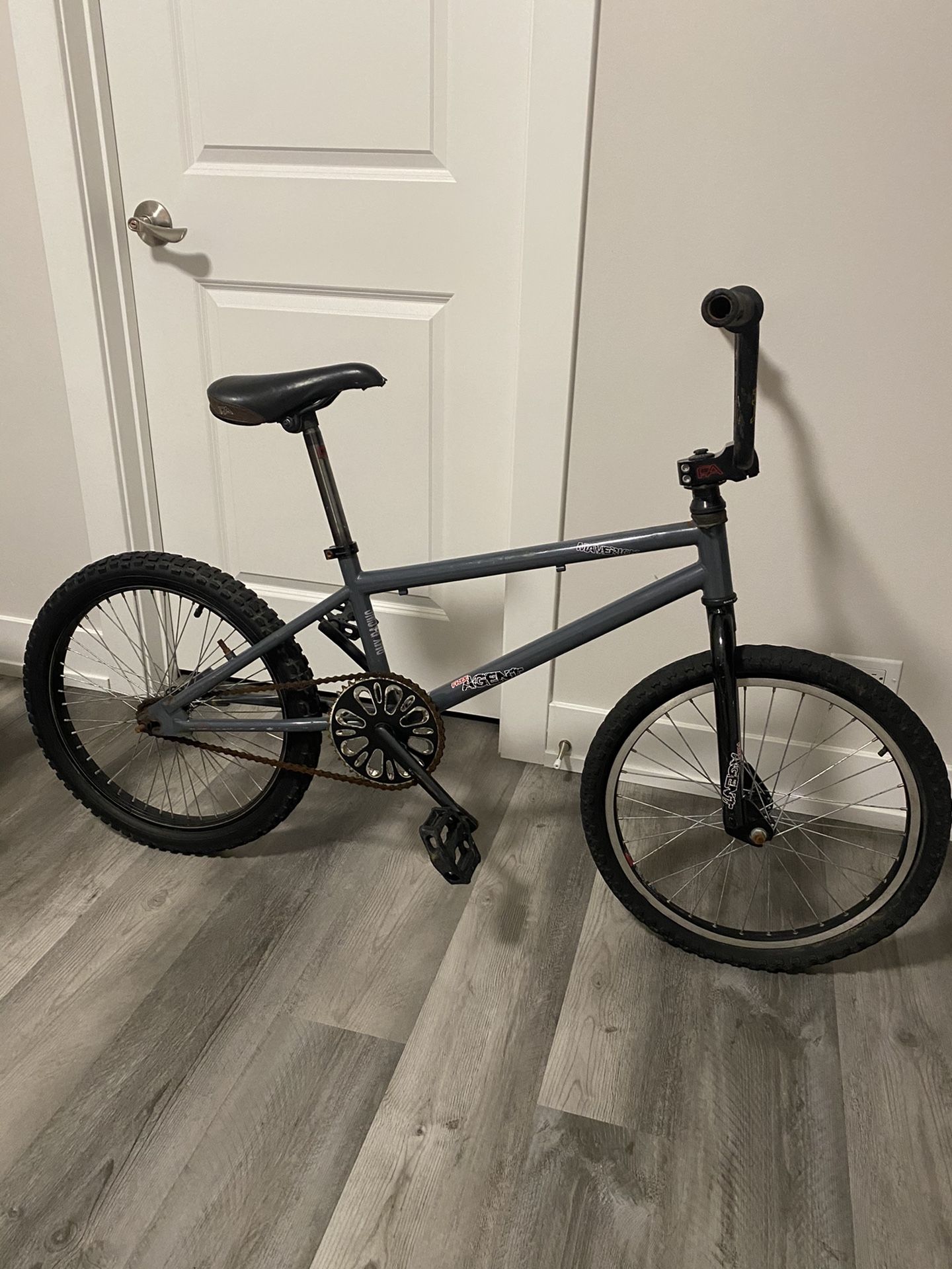 Free agent bmx bike for Sale in Mokena, IL - OfferUp