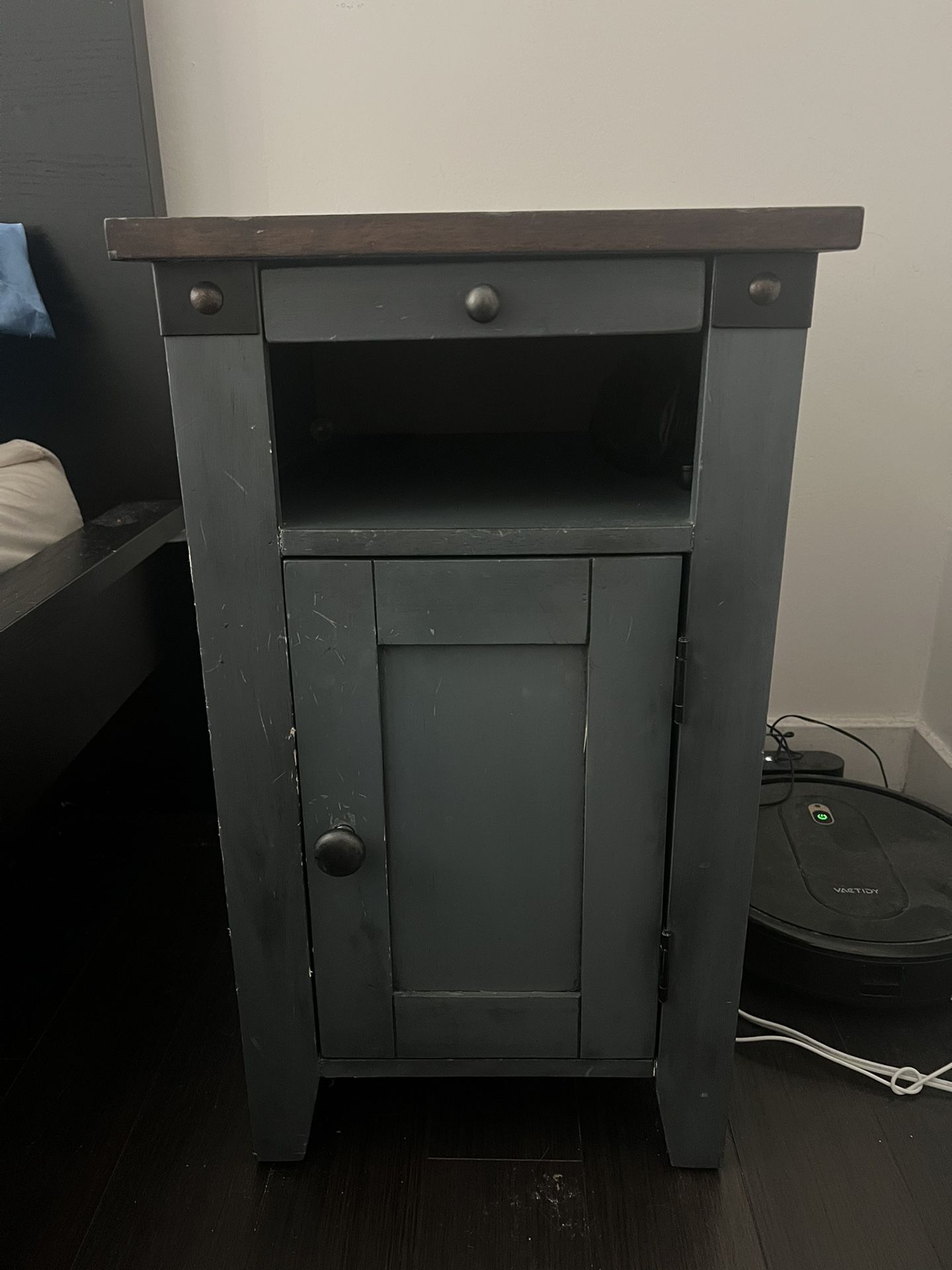 Plug-in Side Tables for Sale in Irvine, CA - OfferUp