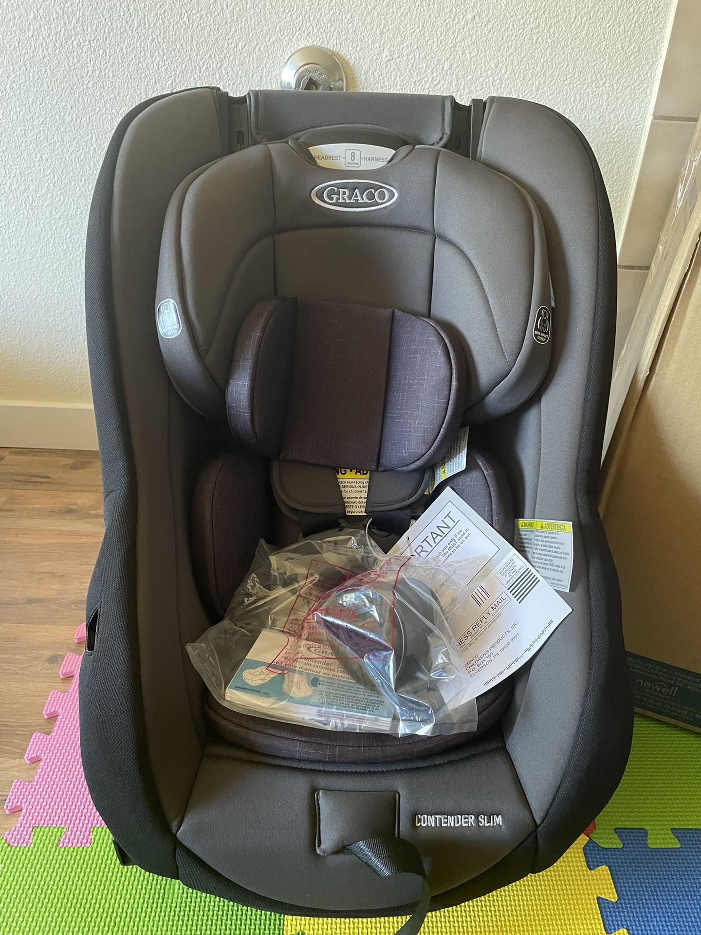 Graco Contender Slim Convertible Car Seat ~ Graco Asiento lnfantil ...