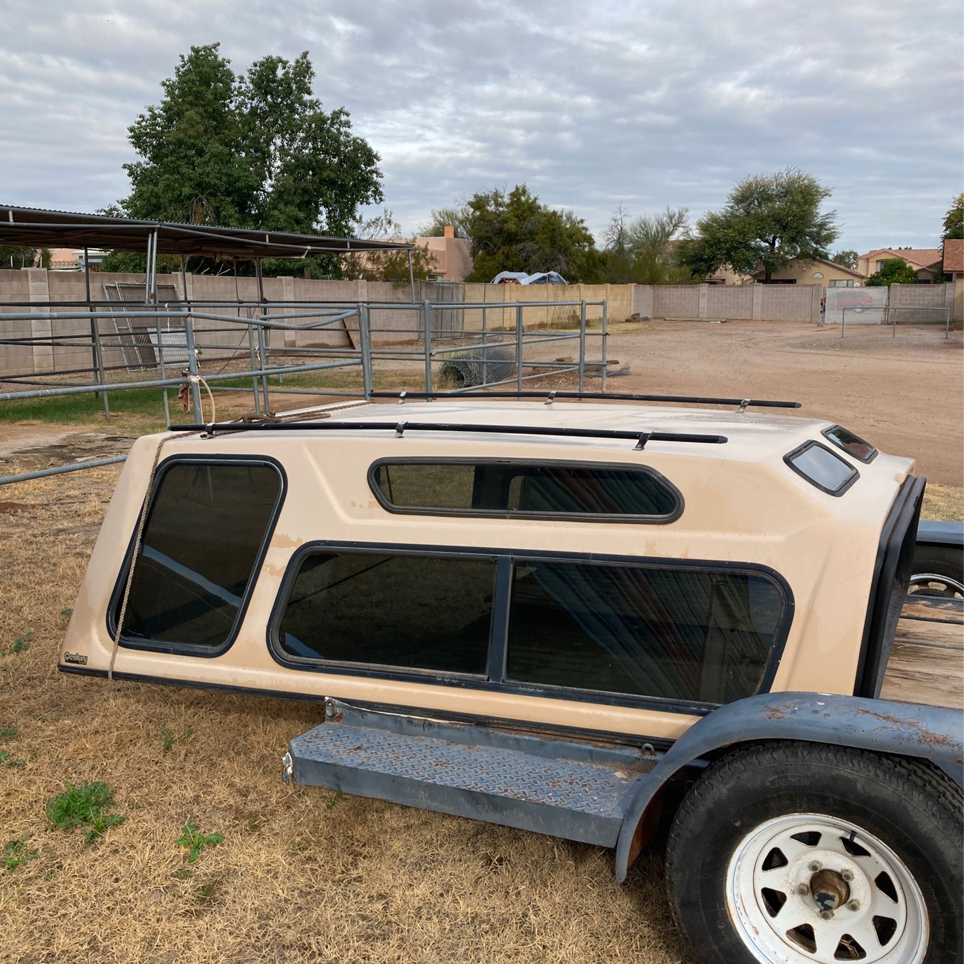 Long bed camper shell 6’ x 8’ $80 for Sale in Phoenix, AZ - OfferUp