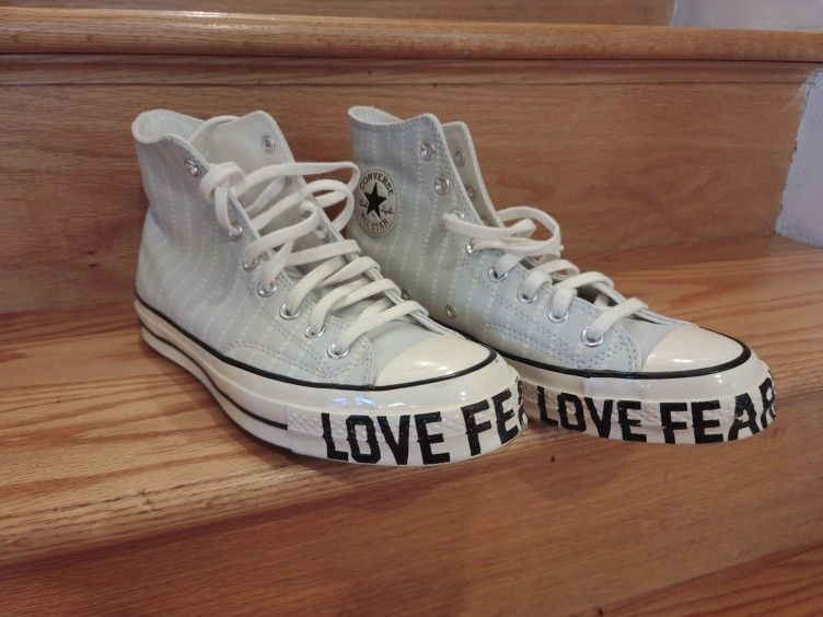 Converse Love