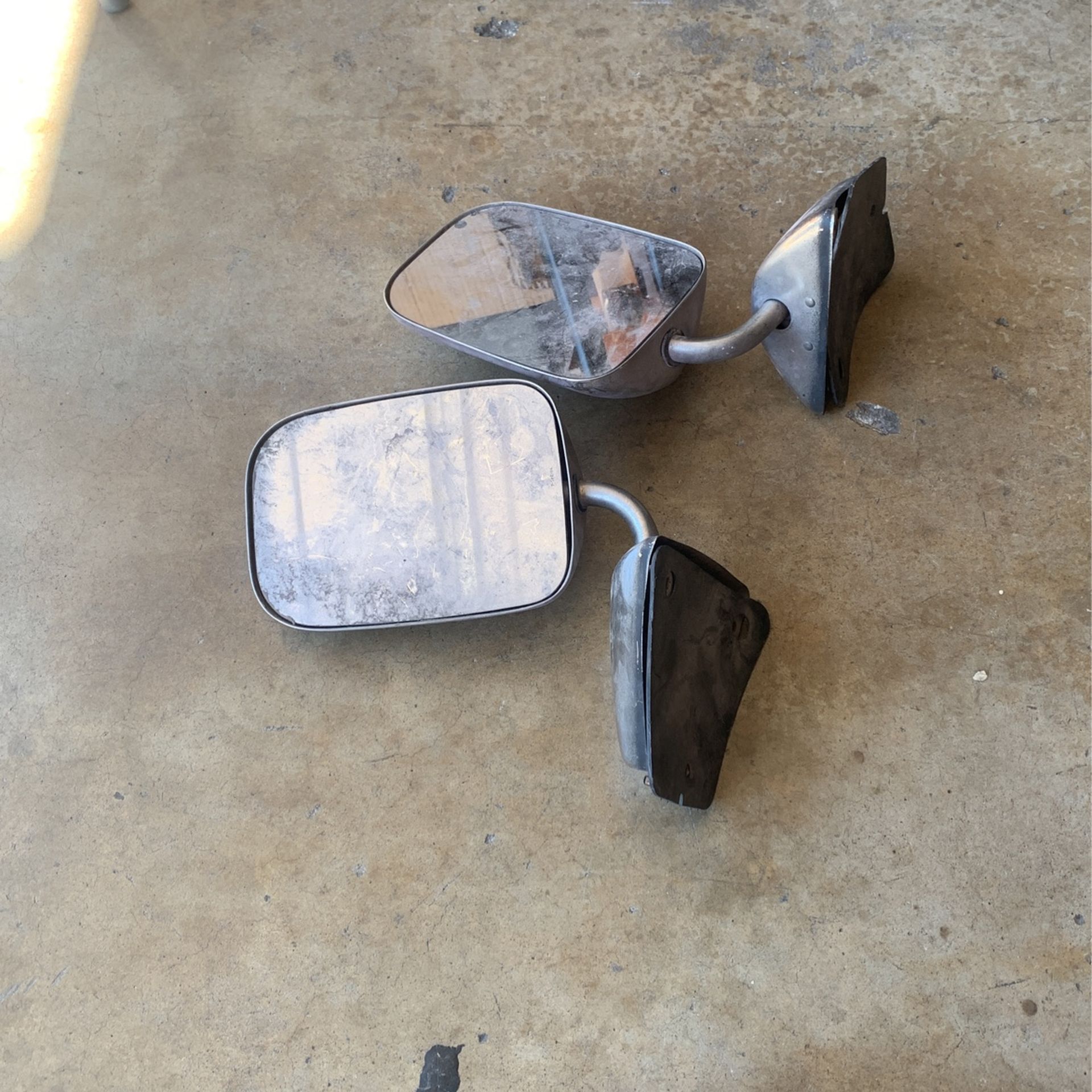 Chevy Blazer Side Mirrors Set for Sale in Chula Vista, CA - OfferUp