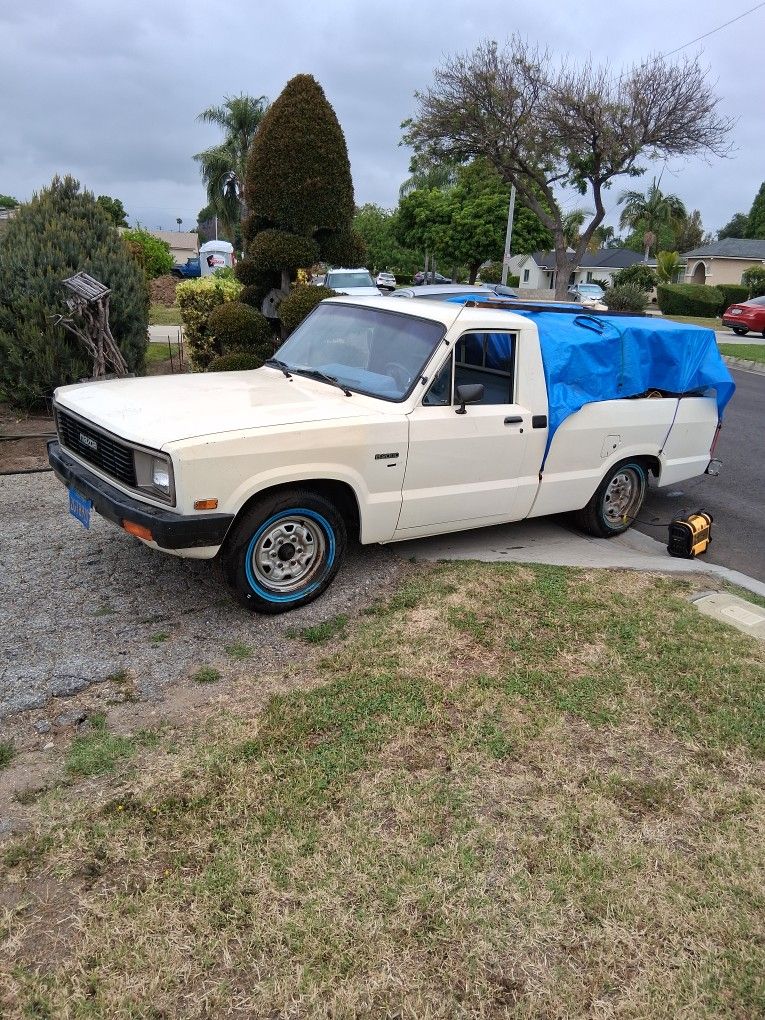 1982 Mazda B2000 Needs Engine Work for Sale in Covina, CA - OfferUp