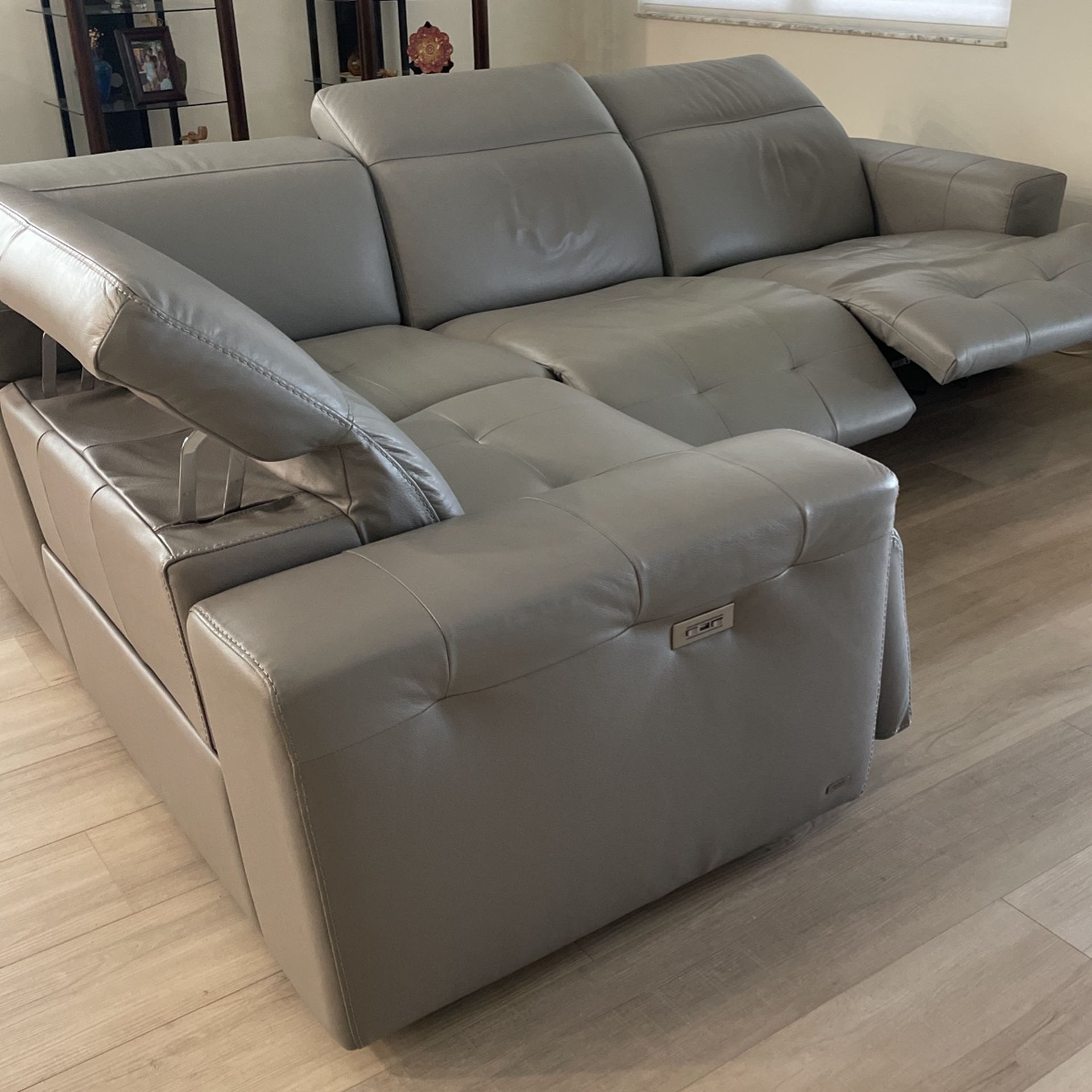Natuzzi Reclining Gray Sectional for Sale in Boynton Beach, FL - OfferUp