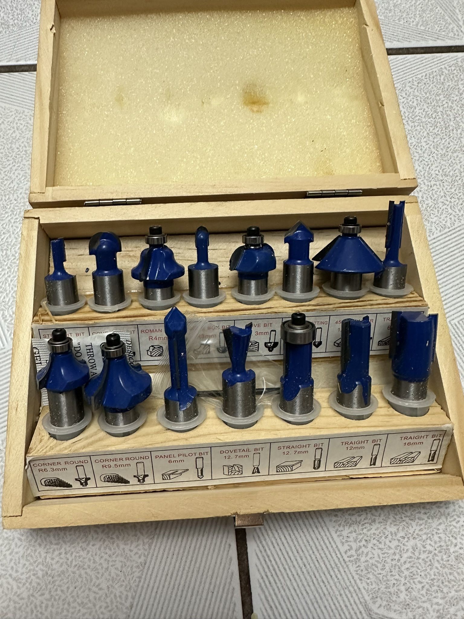 15-piece wood router bit set for Sale in Fort Lauderdale, FL - OfferUp