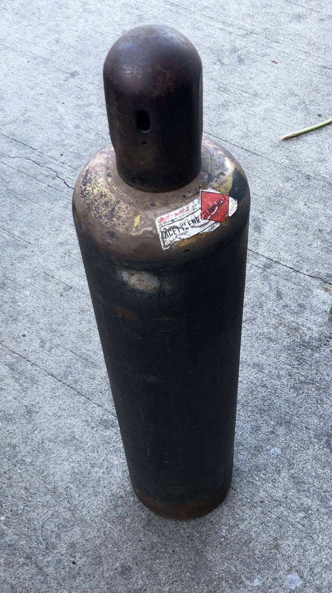 Acetylene Bottle Full for Sale in Torrance, CA - OfferUp