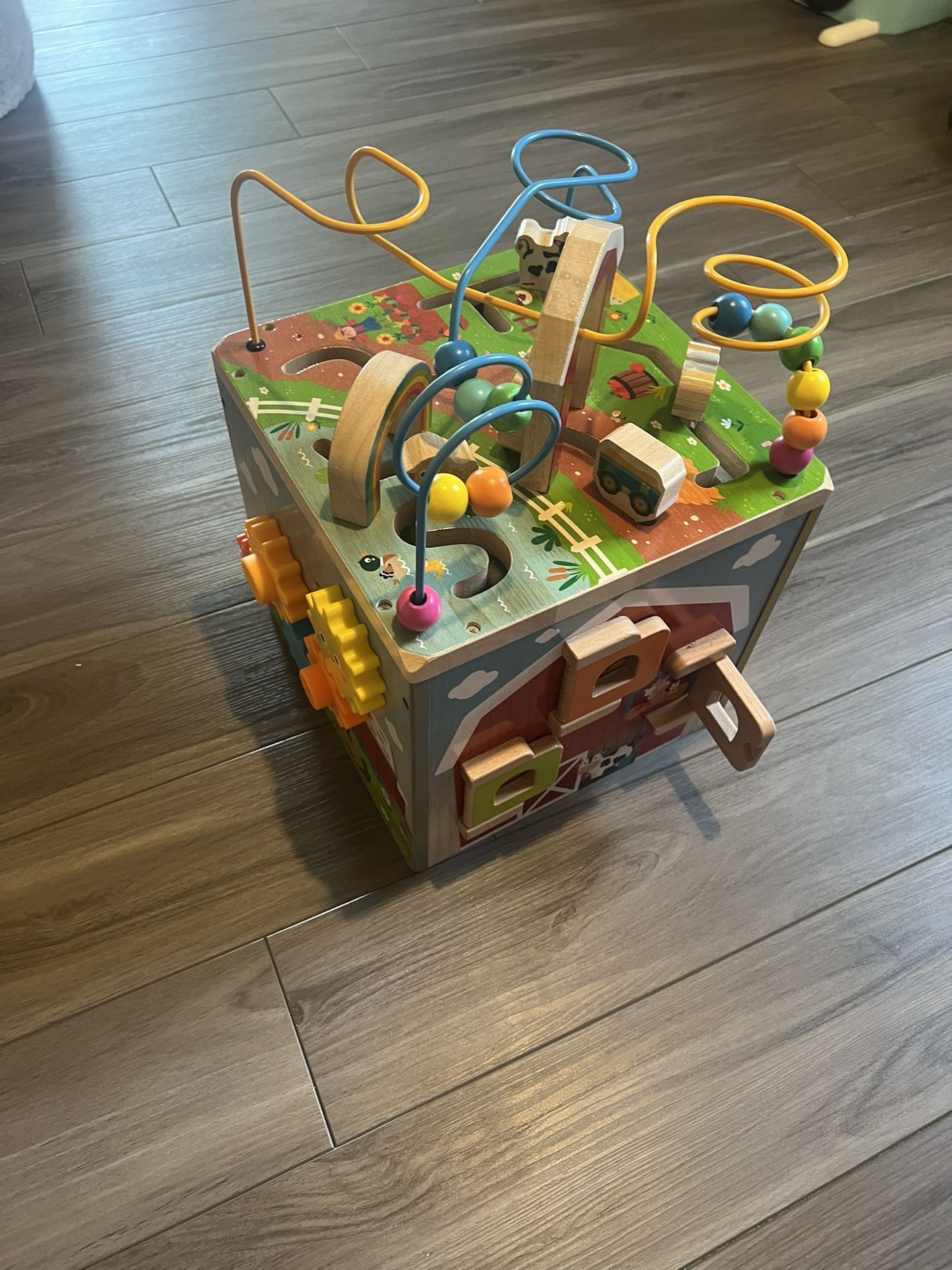 Battat Barnyard Activity Cube for Sale in San Antonio, TX - OfferUp