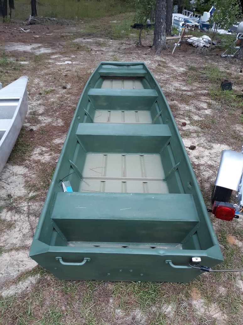14 foot Ryann craft jon boat for Sale in Vass, NC - OfferUp