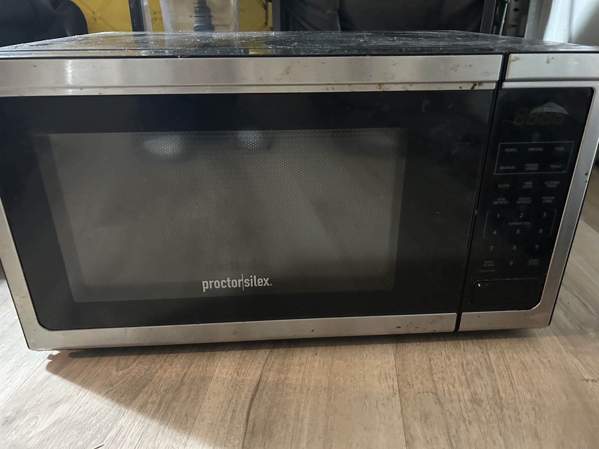 Proctor Silex Stainless Steel Microwave 1000W for Sale in Lemon Grove ...