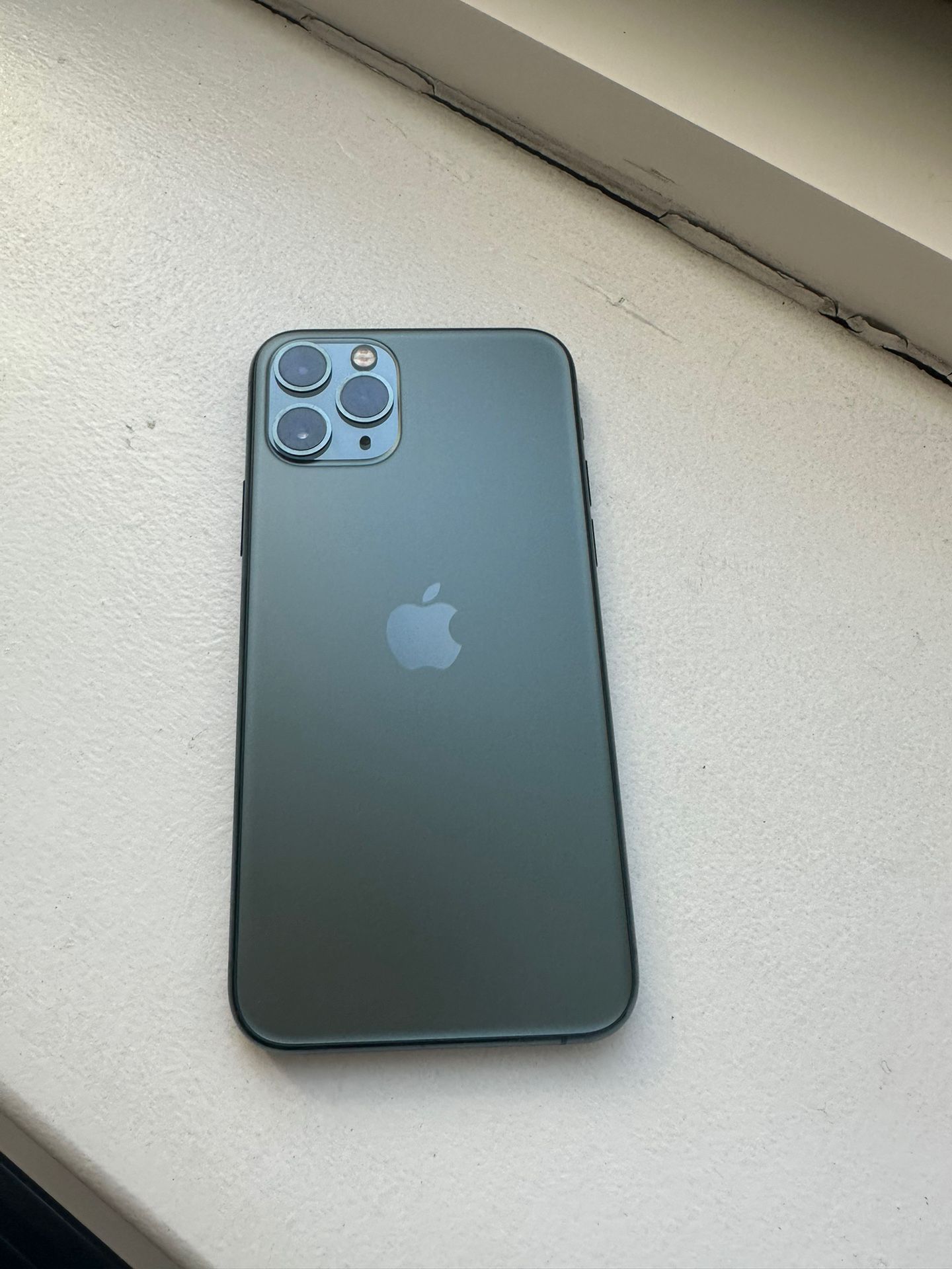Apple iPhone 11 PRO 512 GB Factory Unlocked for Sale in New York, NY ...