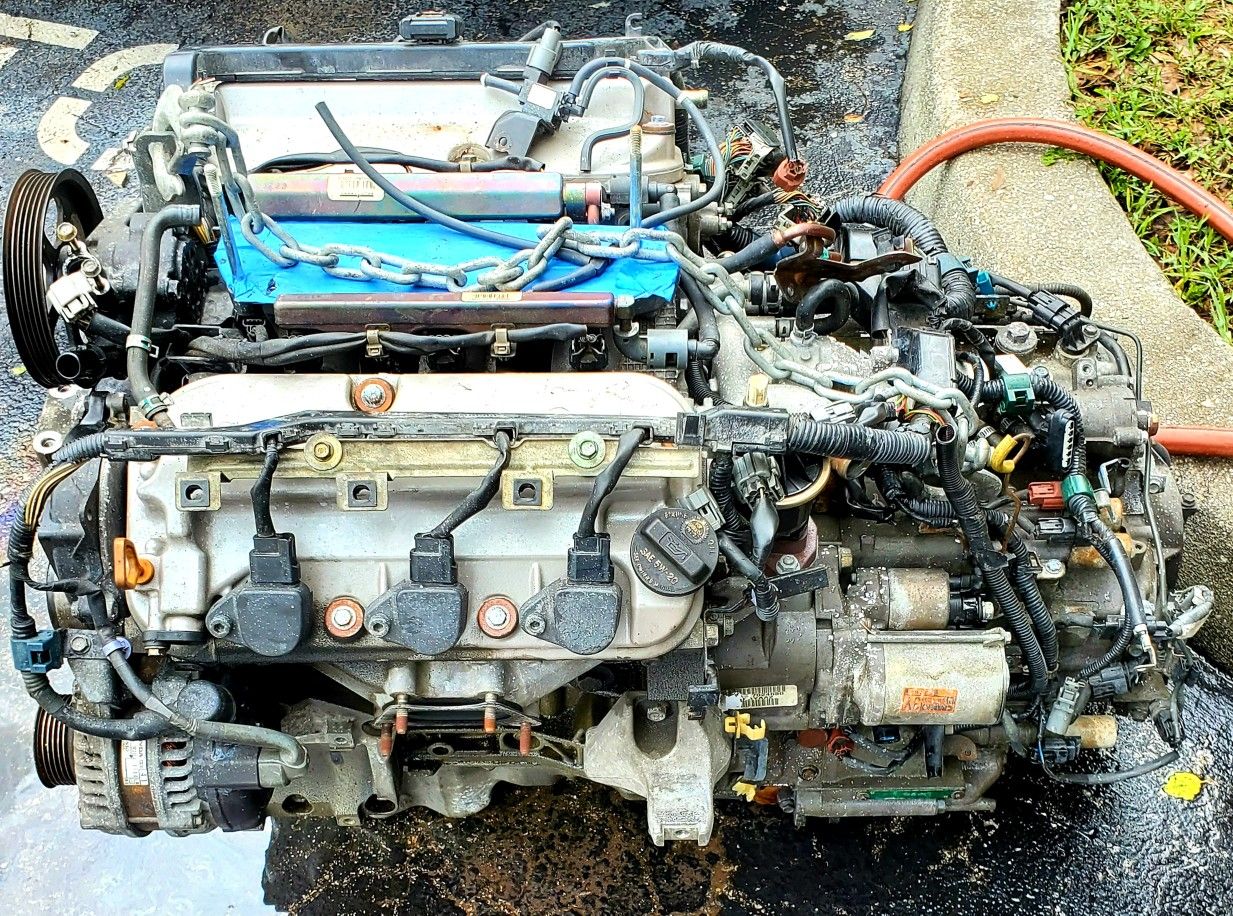 04-06 Acura TL / J32A3 motor and trans. for Sale in Tampa, FL - OfferUp