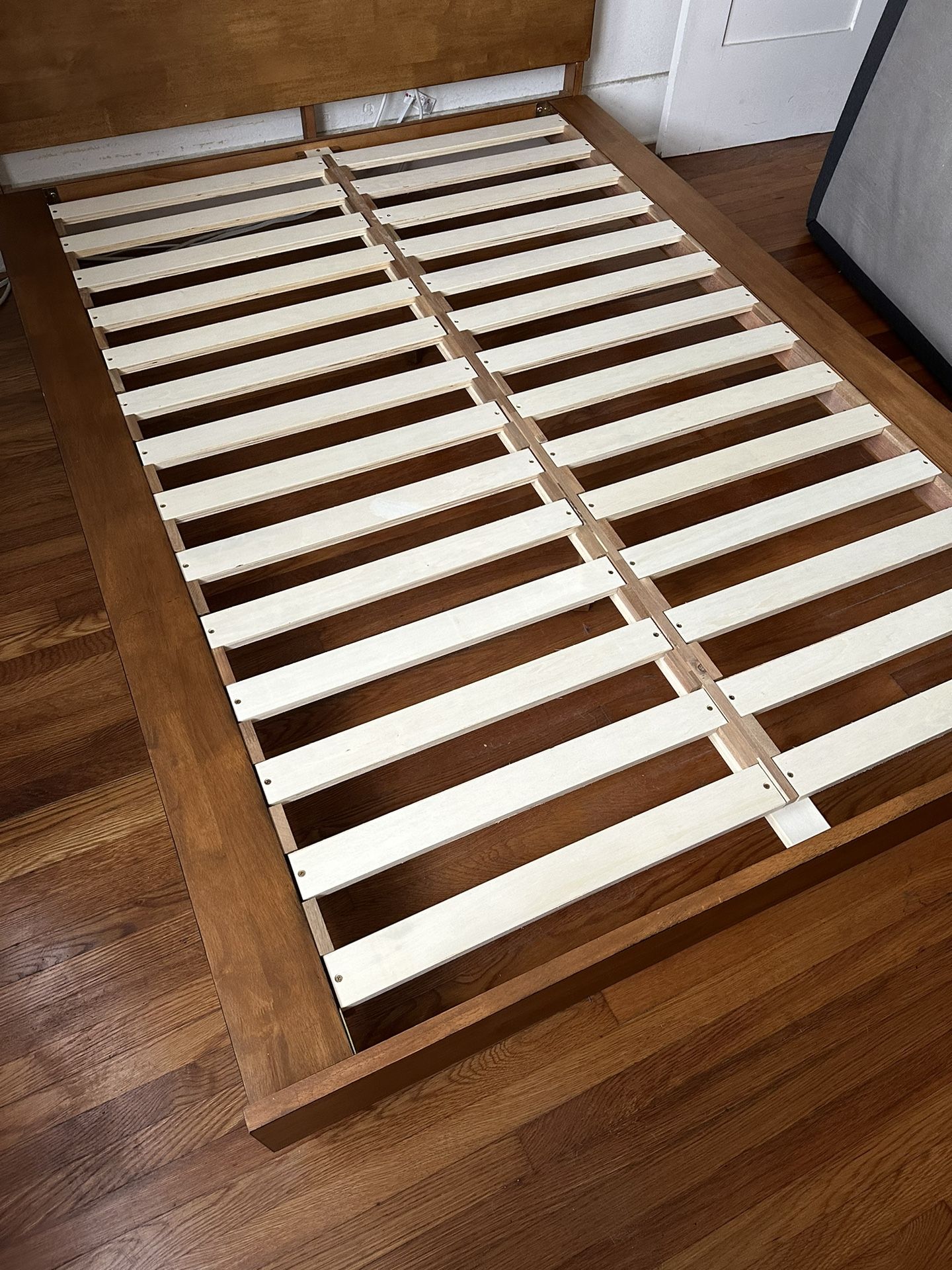 Lull Queen Size "Anacapa" Mid-century Design Bed Frame (priced to sell ...