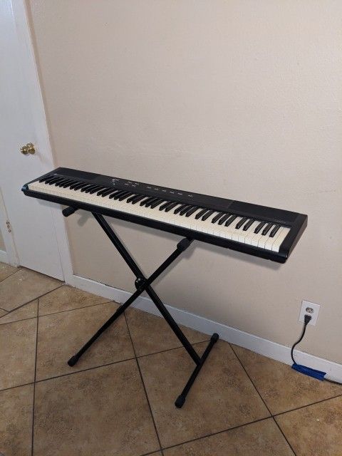 Williams Legato Keyboard with stand for Sale in Phoenix, AZ - OfferUp